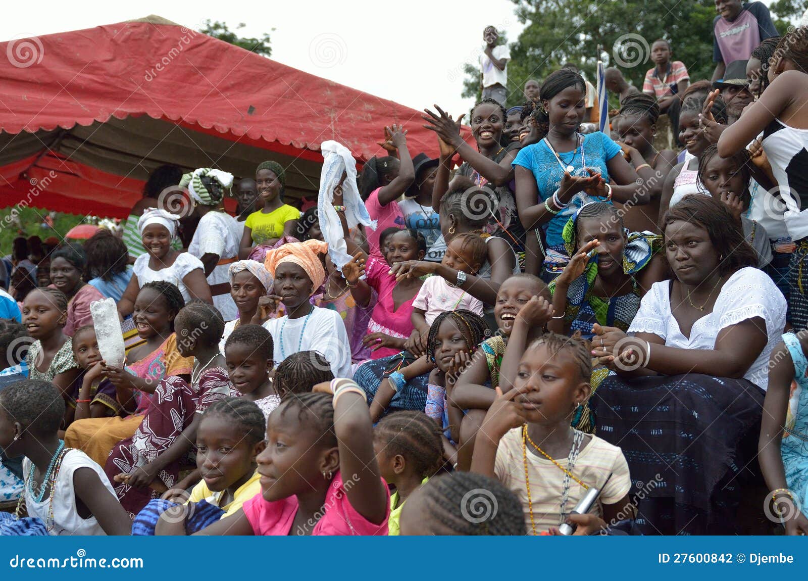 African spectators editorial photography. Image of exhibition - 27600842
