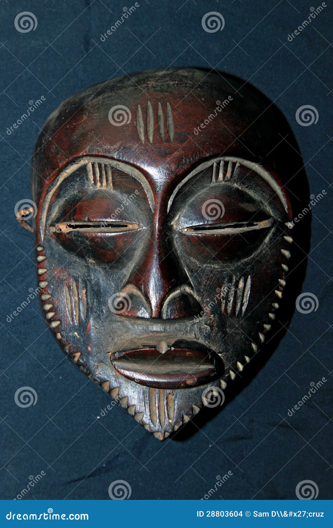 African Tribal Mask - Bakoba Tribe Stock Photo - Image of craft ...