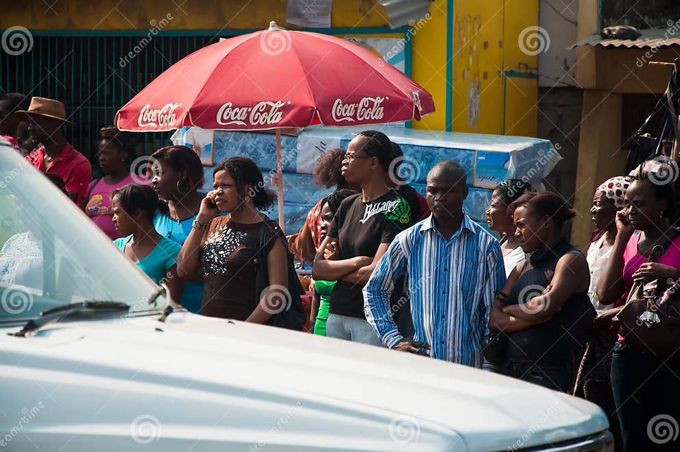 Africans Waiting for the Bus Editorial Image - Image of speaking, crowd ...
