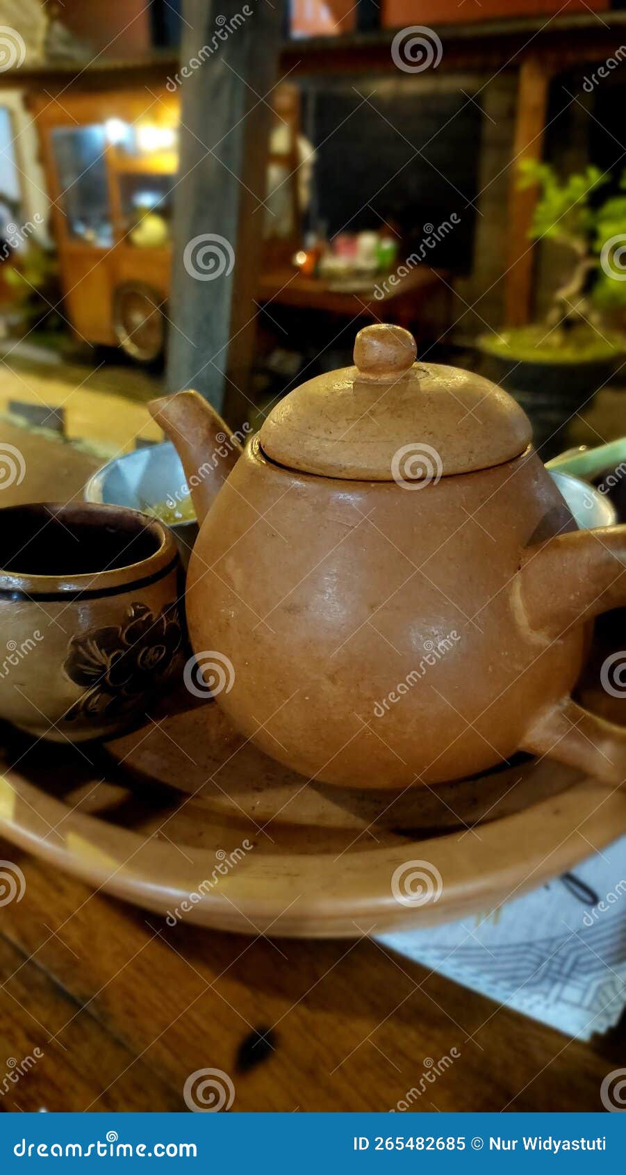 Afternoon Teapot in Happy Mood Stock Image - Image of yellow, teapot ...