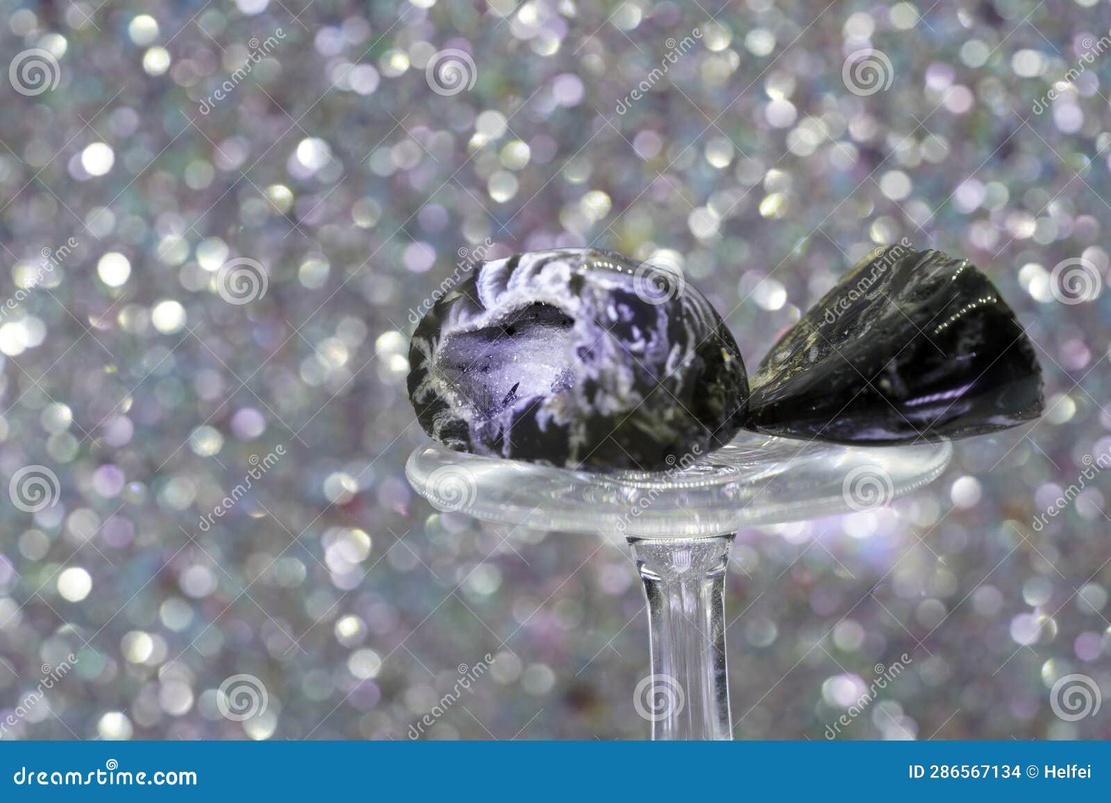 Agate, Agate Geode is a Non-uniformly Used Term from Geology Stock ...