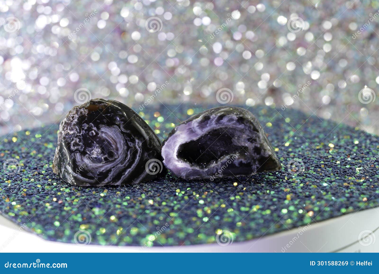 Agate, Agate Geode is a Non-uniformly Used Term from Geology Stock ...