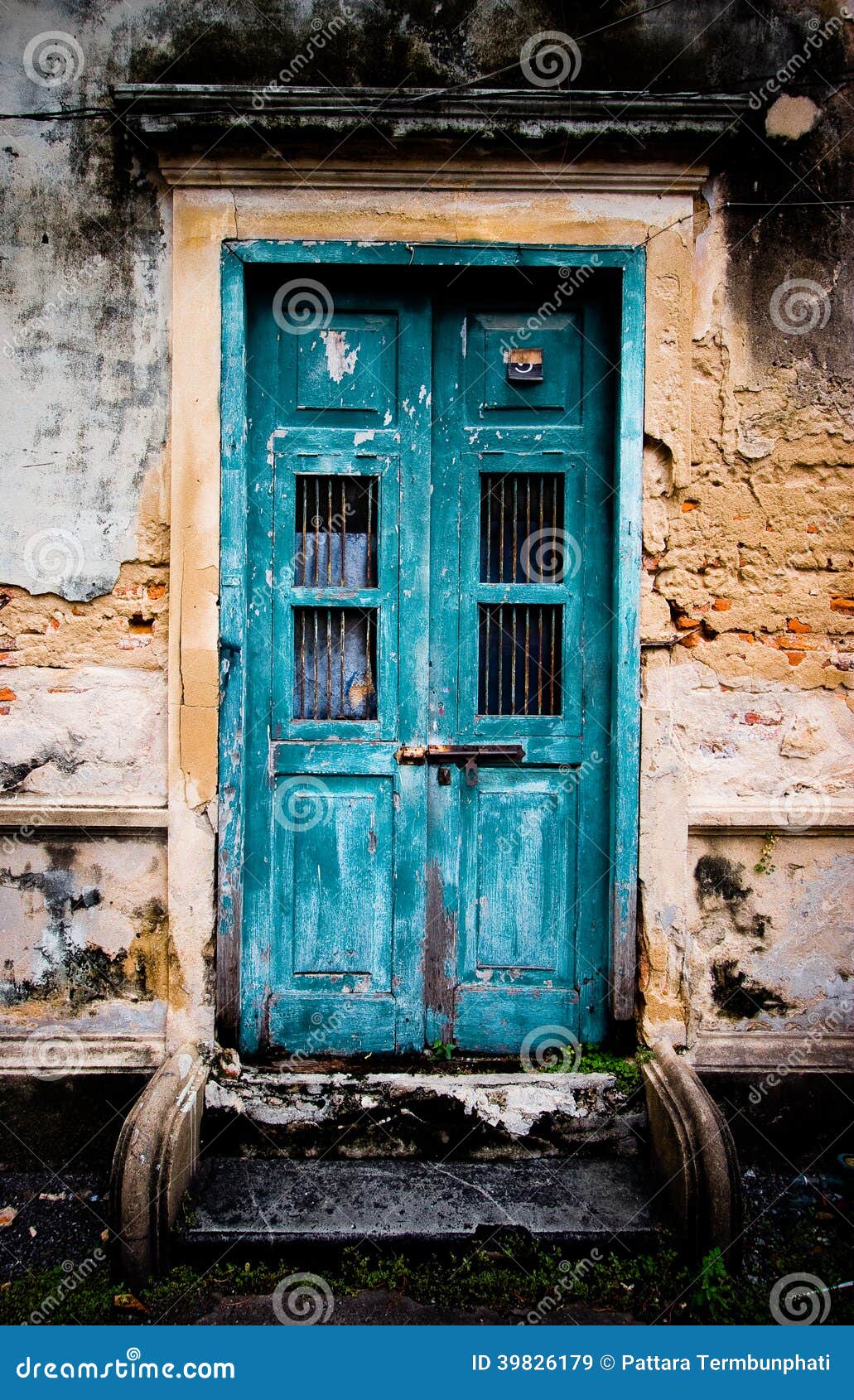 Aged door stock image. Image of oldfashioned, retrostyled - 39826179