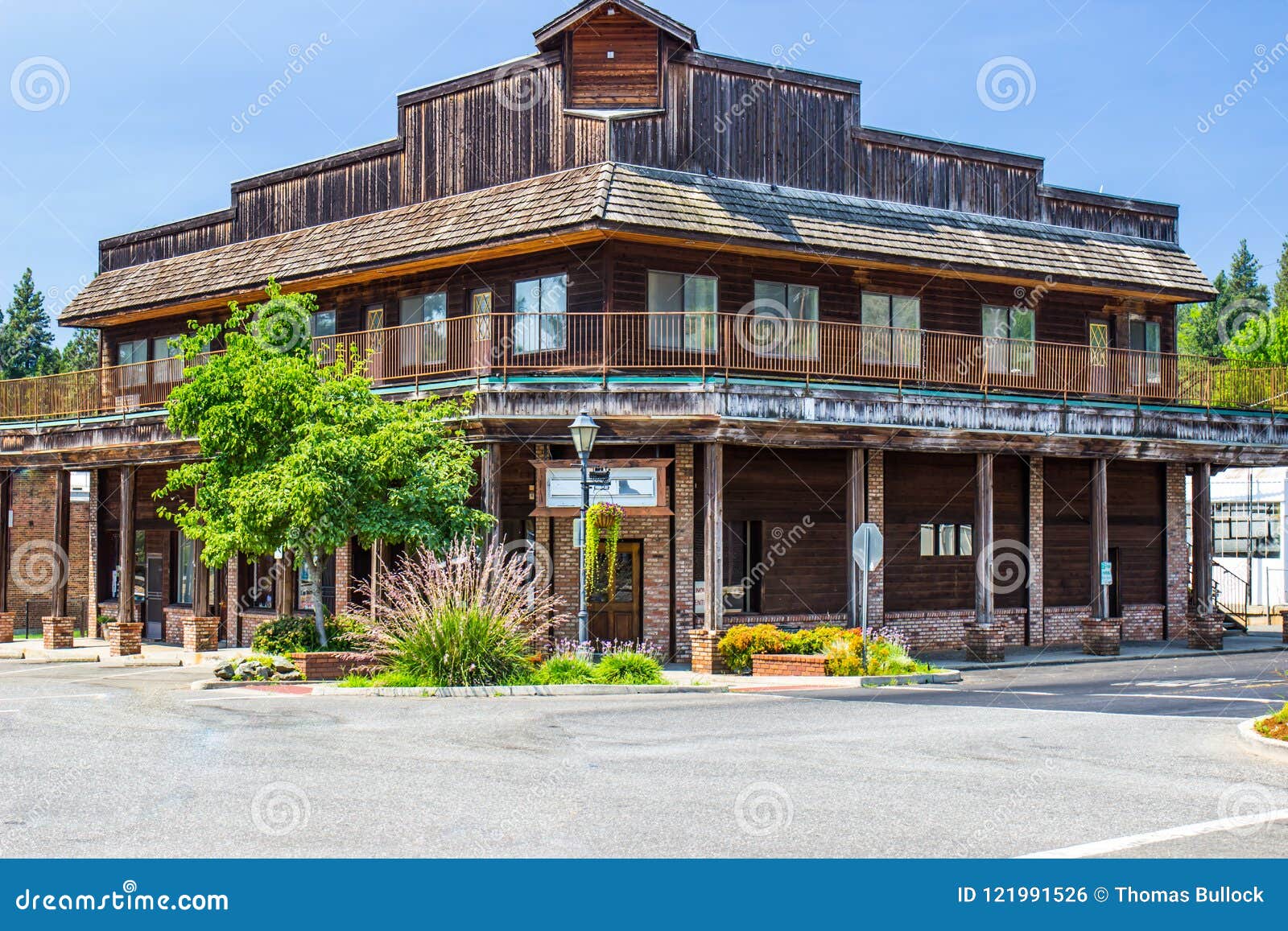 Vacant Corner Commercial Storefront Building Royalty-Free Stock Image ...