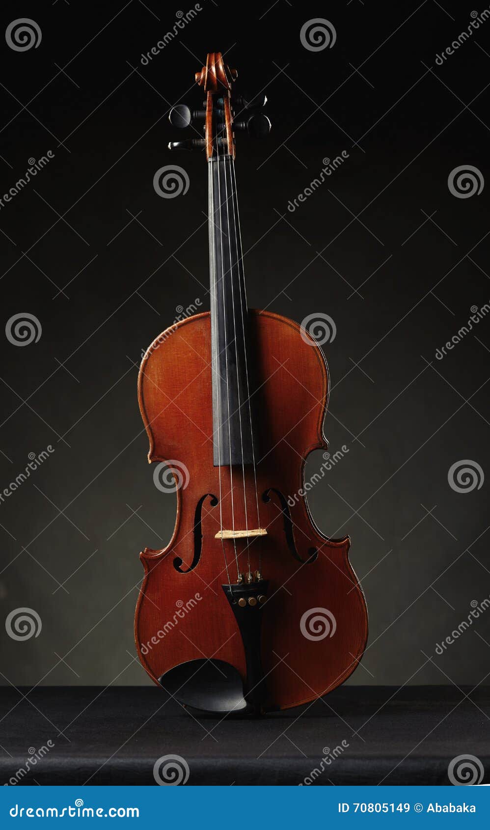 Aged Violin on Dark Background Stock Image - Image of concerto ...