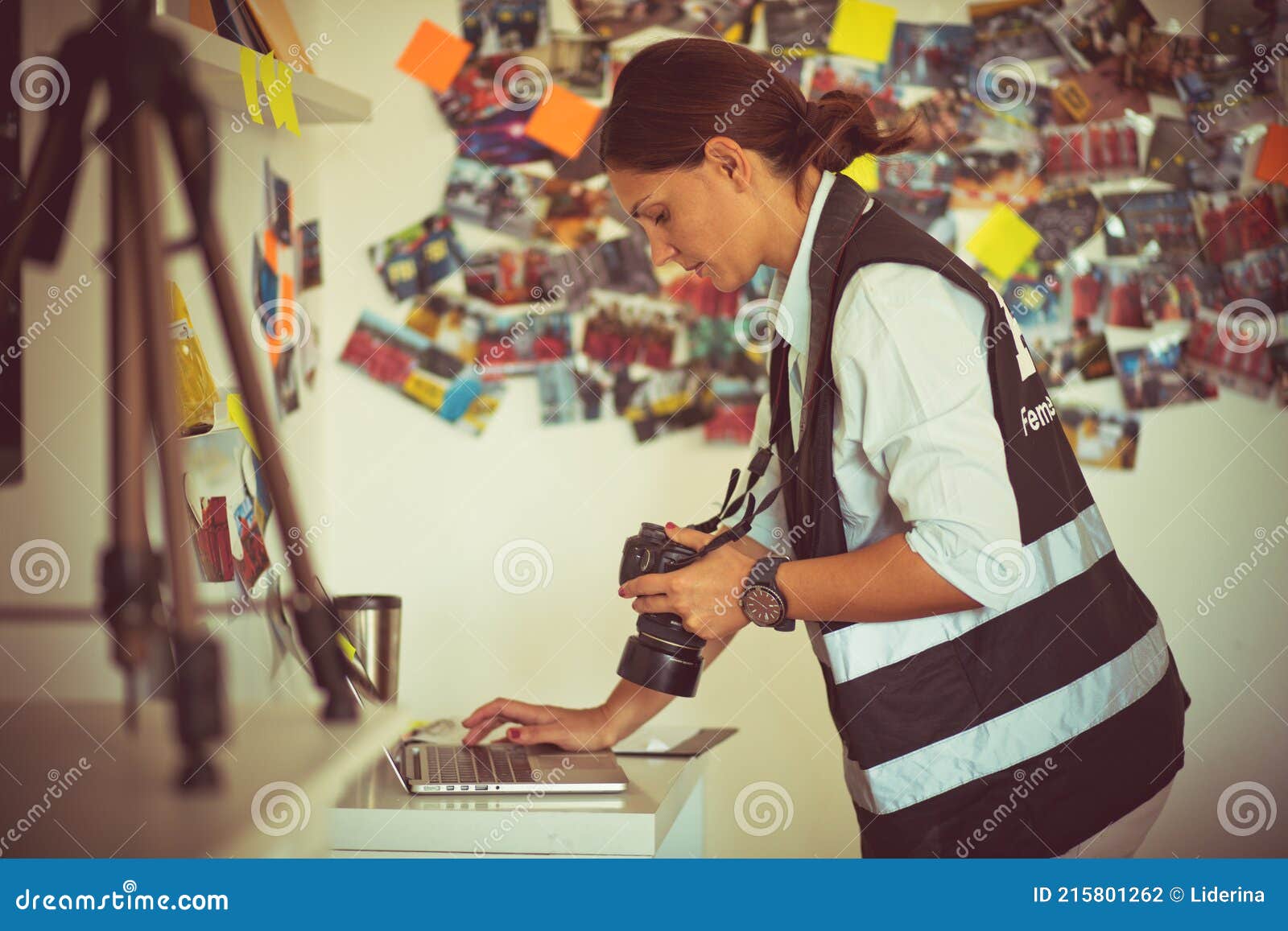 Agent with Camera. FBI Woman Works on a Case Stock Photo - Image of ...