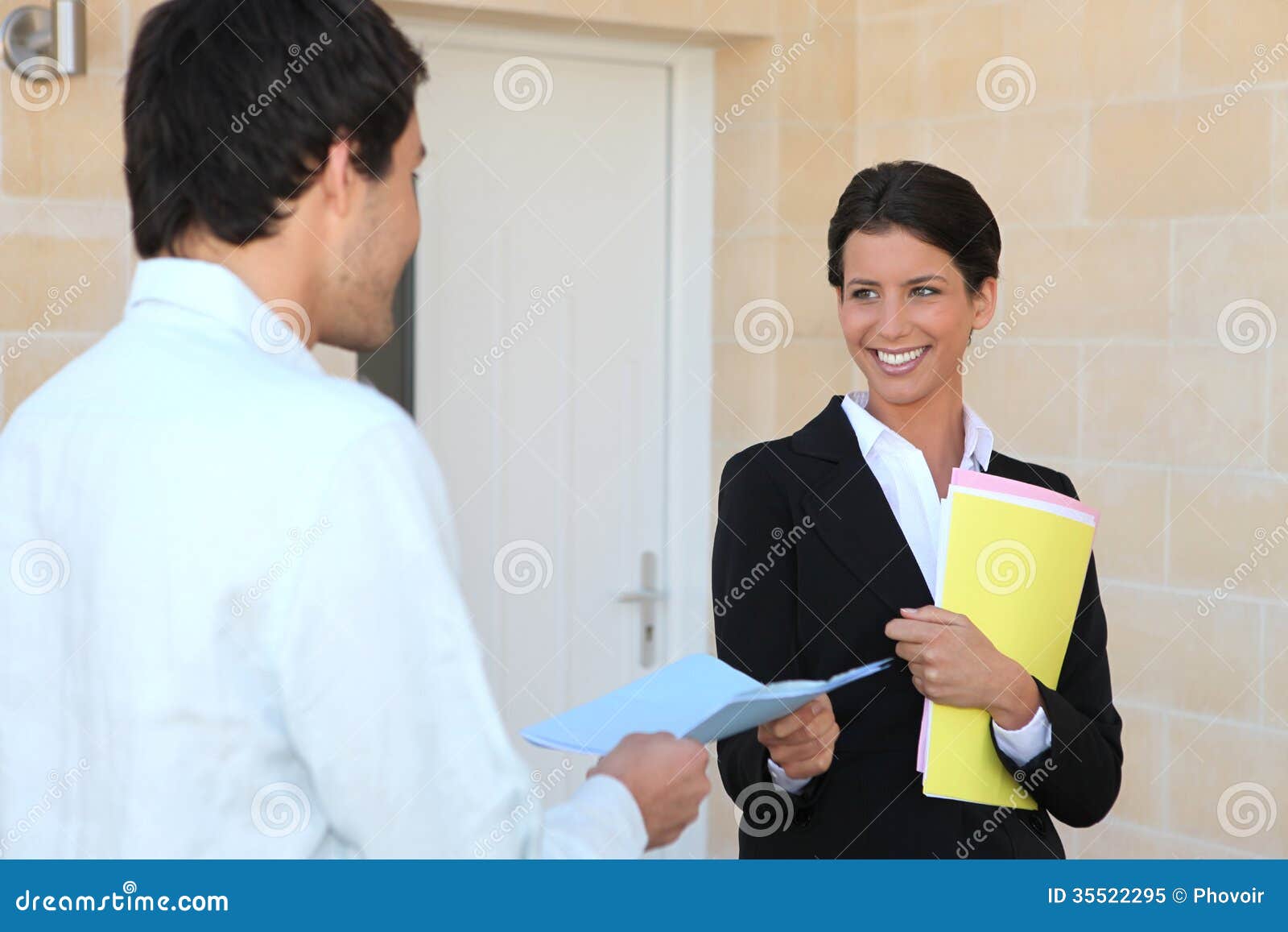 Agent with a client stock image. Image of happiness, purchase - 35522295