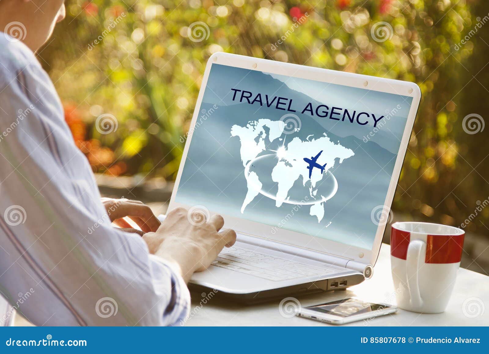 Agenzia di viaggi fotografia stock. Immagine di annullamento - 85807678