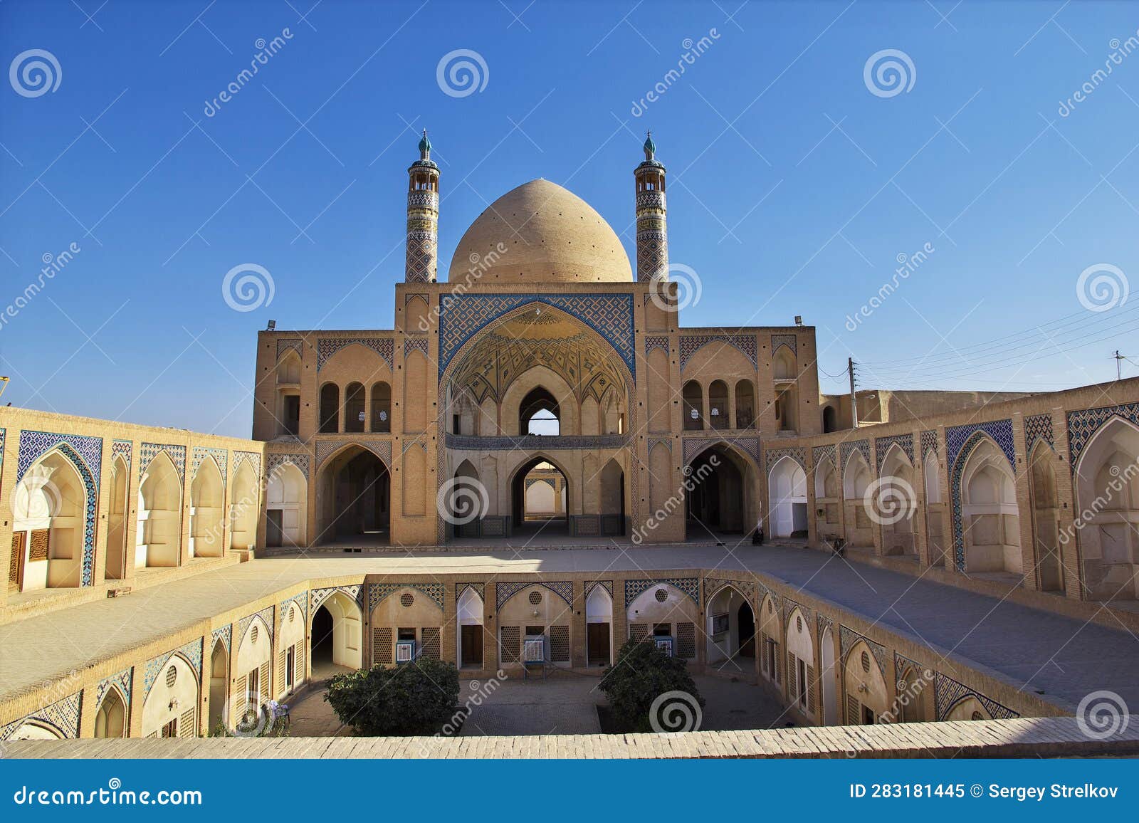 Agha Bozorg Mosque in Kashan, Iran Stock Image - Image of ispahan ...