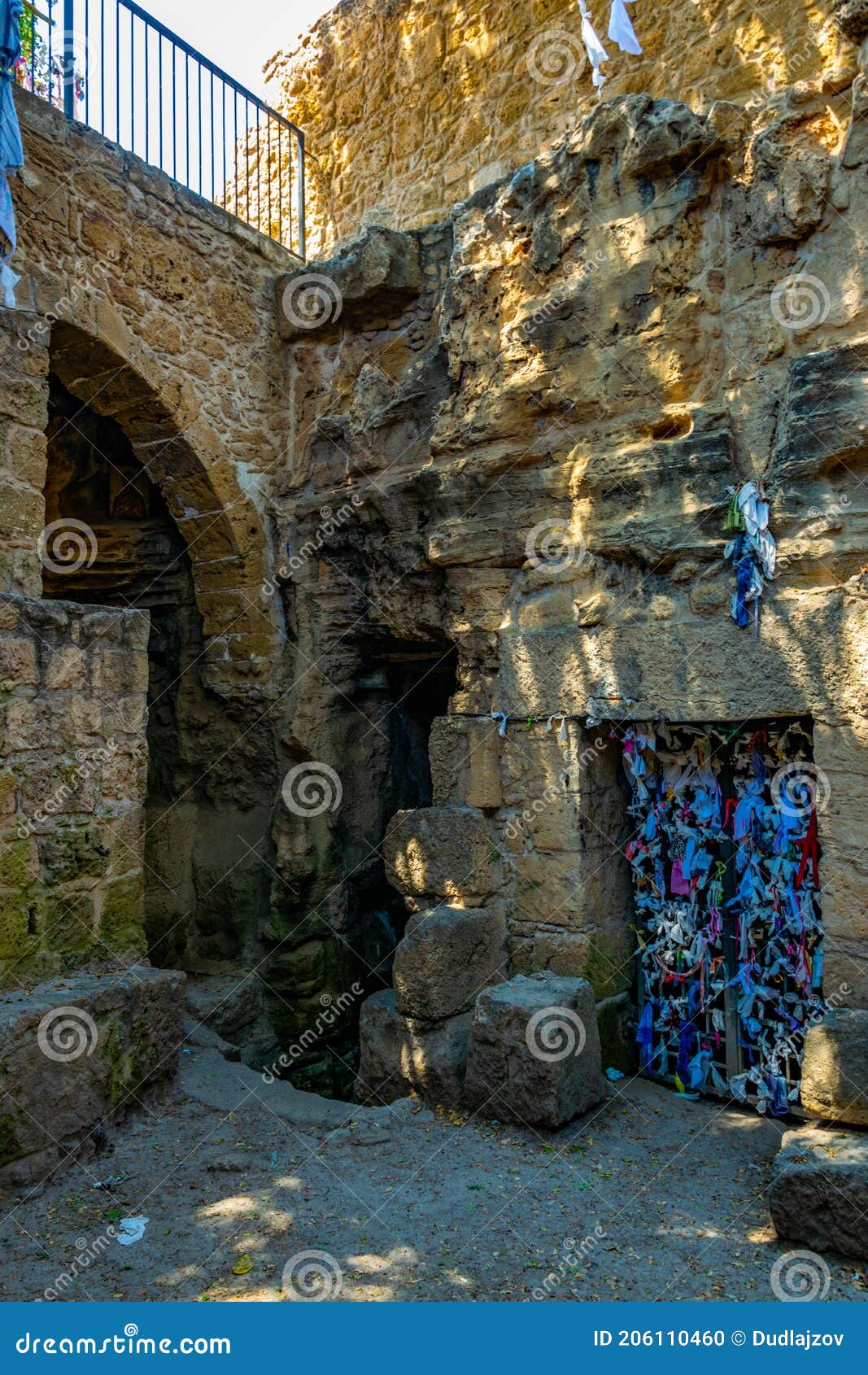 Agia Solomoni Catacombs in Paphos Cyprus Arkivfoto - Bild av landmärke ...
