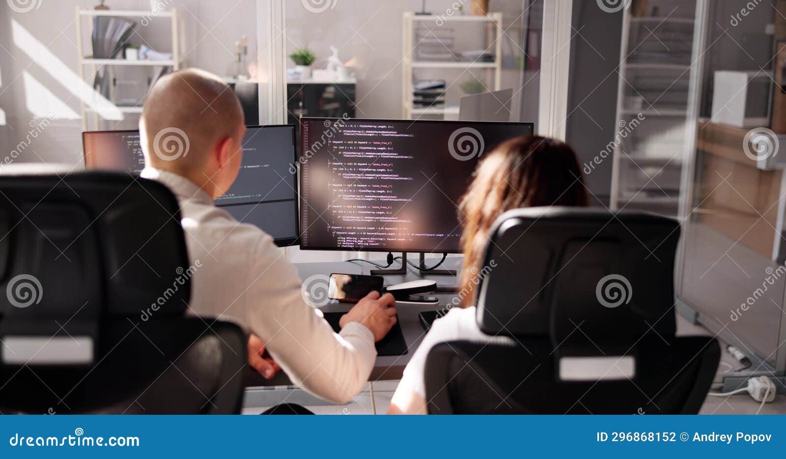 Agile Paarprogrammierung Und Extreme Codierung Stock Photo - Image of pair, hispanic: 296868152