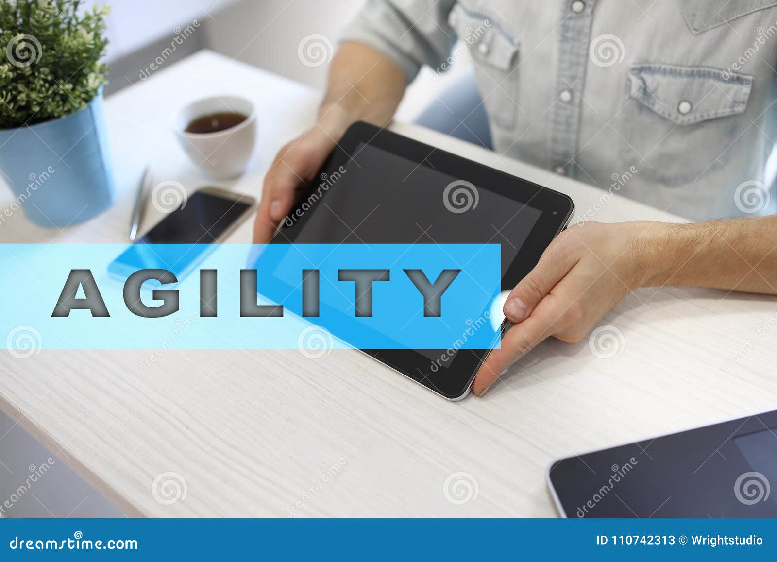 Agility Text on Virtual Screen. Business Technology and Internet ...