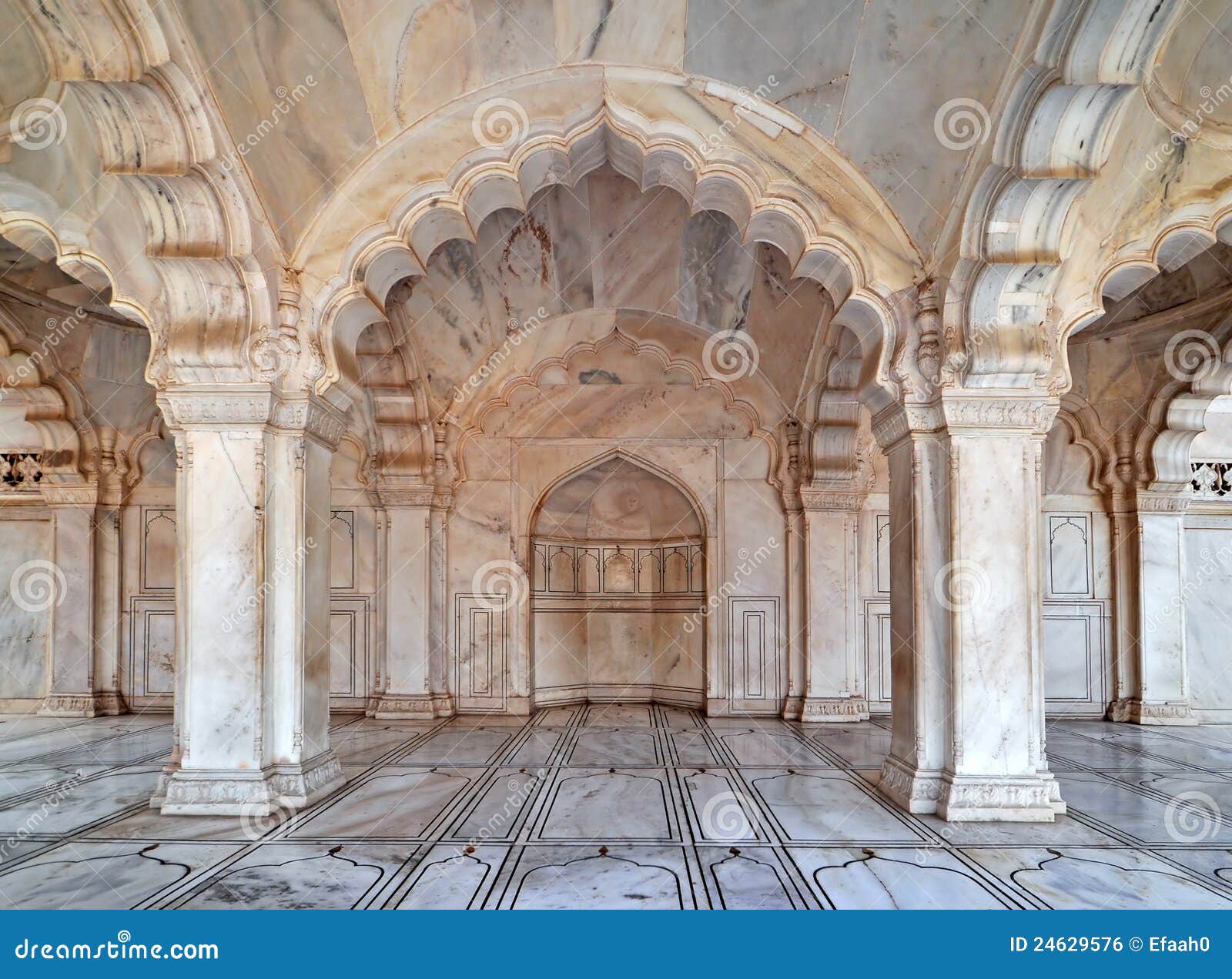 Agra Fort - Courtyard and Pavillion Stock Photo - Image of fortified ...