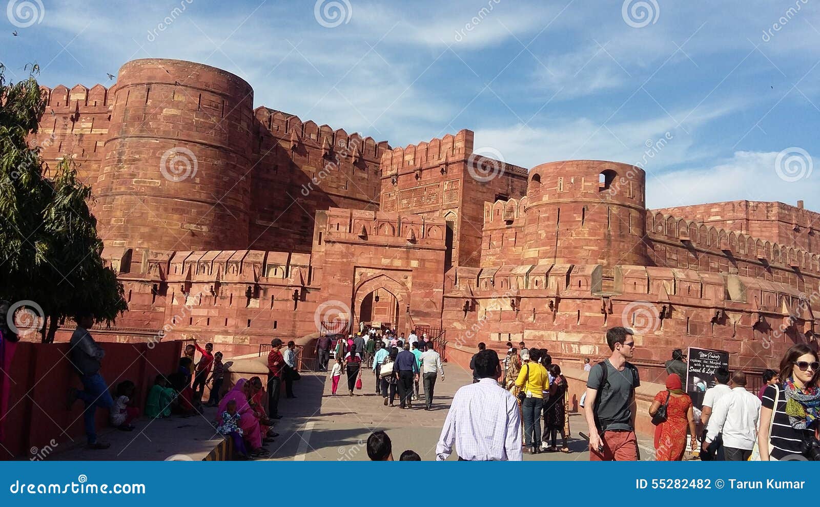 Agra Fort Front view editorial photography. Image of agrafort - 55282482