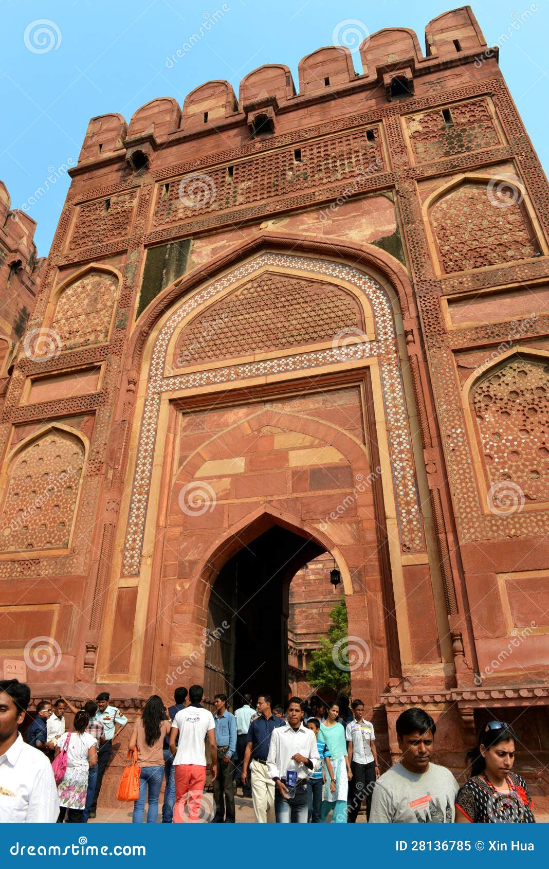 Agra Fort Gate, Agra editorial image. Image of building - 28136785