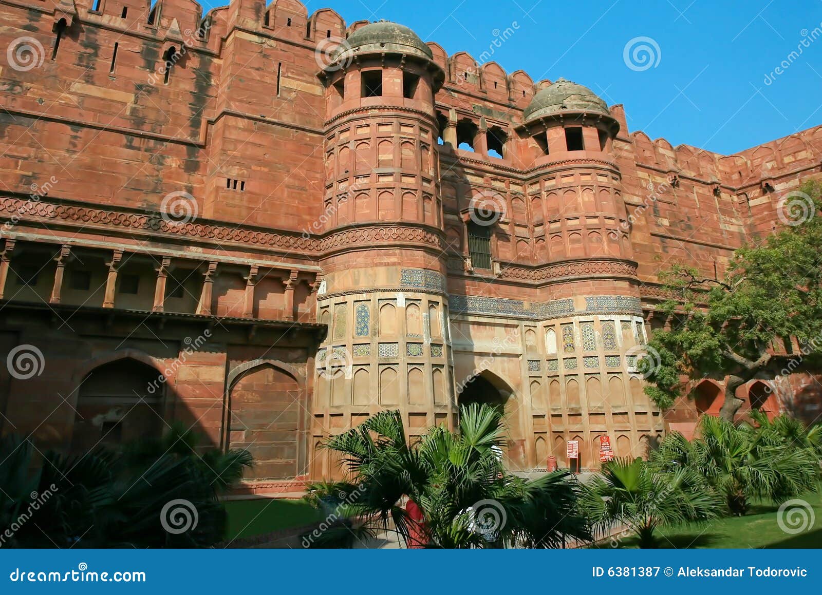 Agra Fort, India stock image. Image of excursion, dome - 6381387