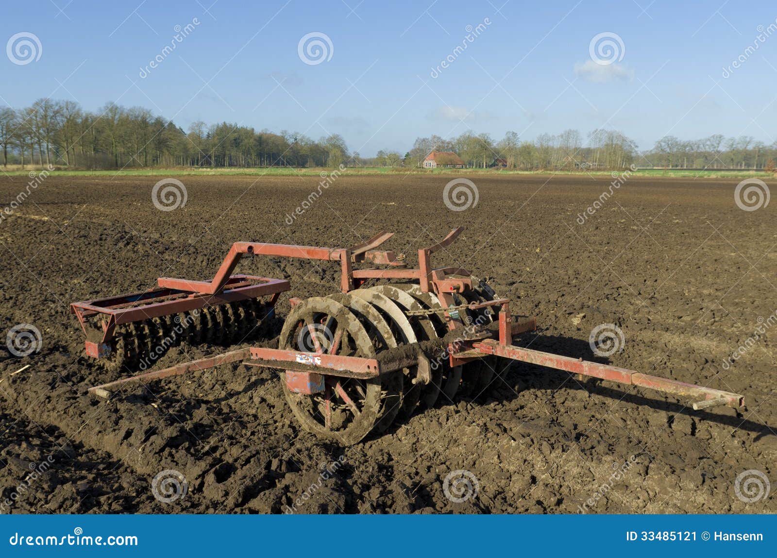Agricultural machine stock image. Image of land, pivot - 33485121