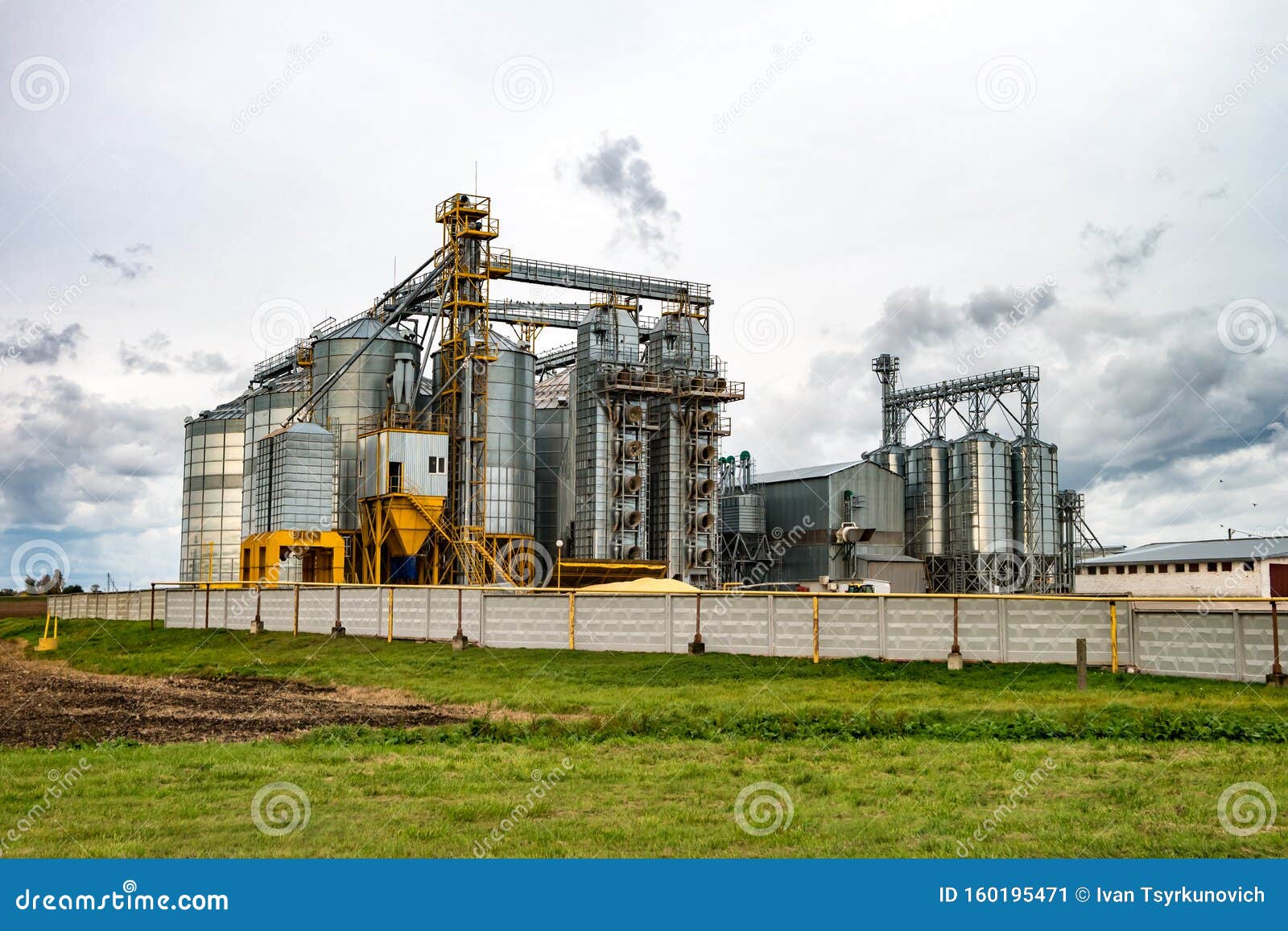 Agro-processing Plant for Processing and Silos for Drying Cleaning and ...