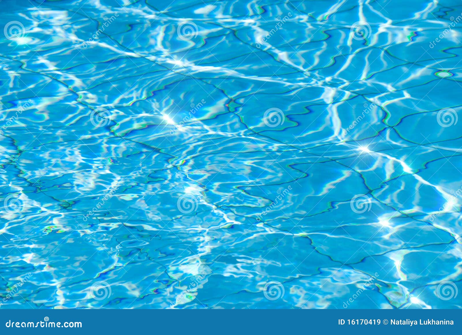 Agua De La Turquesa En Piscina Imagen de archivo - Imagen de refresco ...
