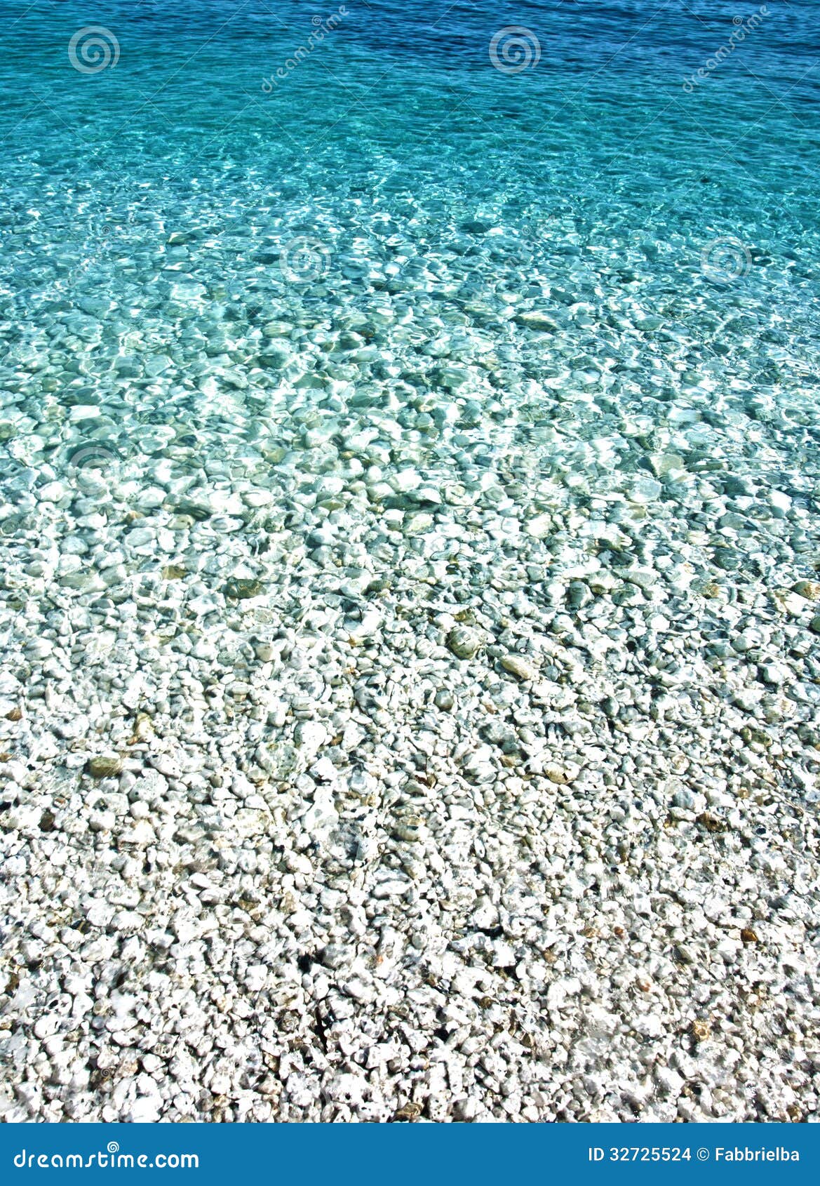 Agua y sus colores foto de archivo. Imagen de detalle - 32725524