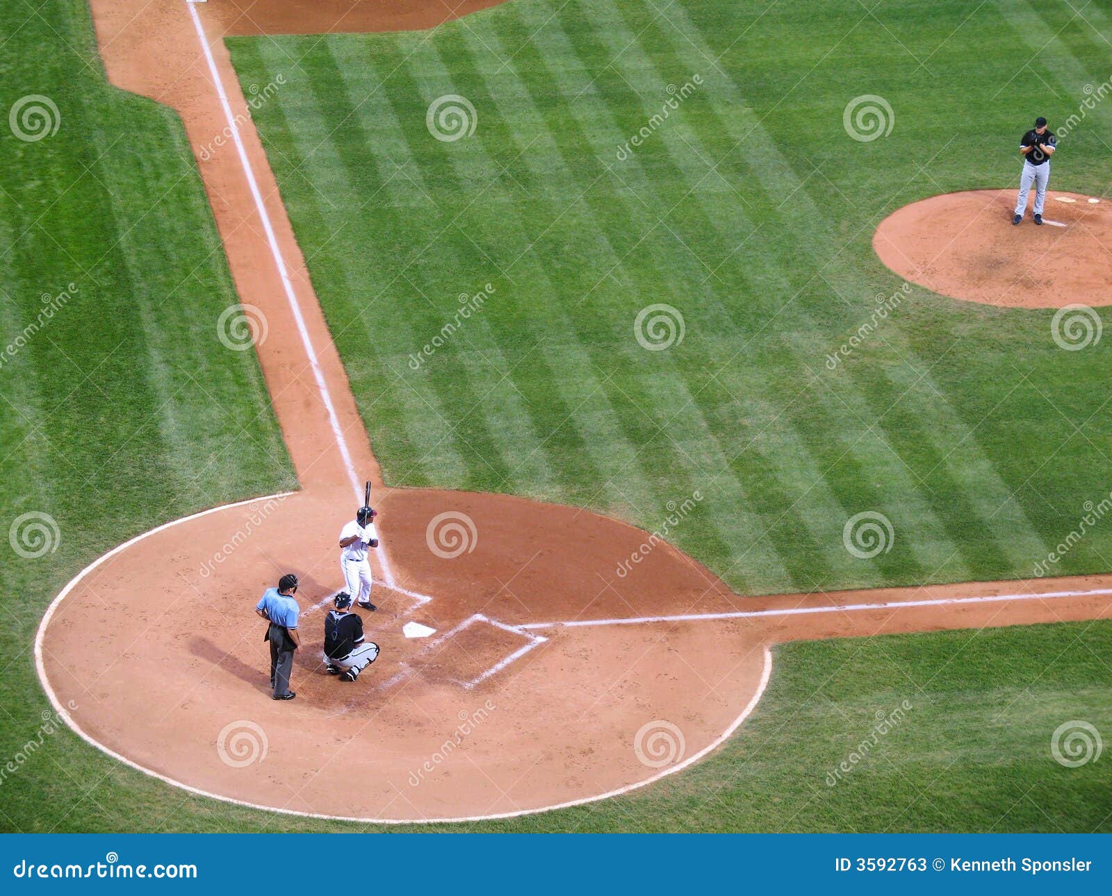 Aguardar la echada imagen de archivo. Imagen de suciedad - 3592763