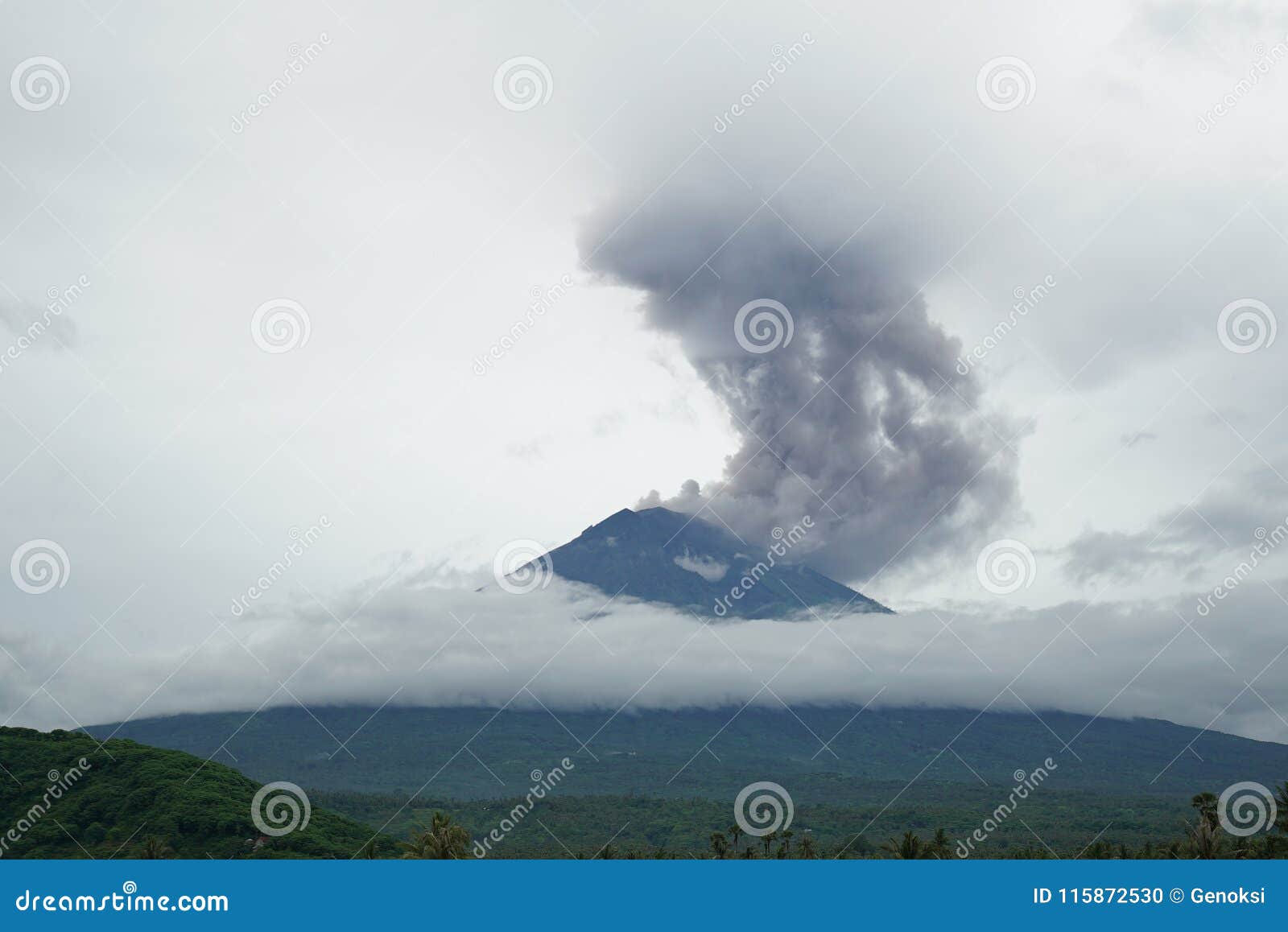 Agung Volcano Erupting Cloud Of Smoke And Ashes Spreding Stock ...