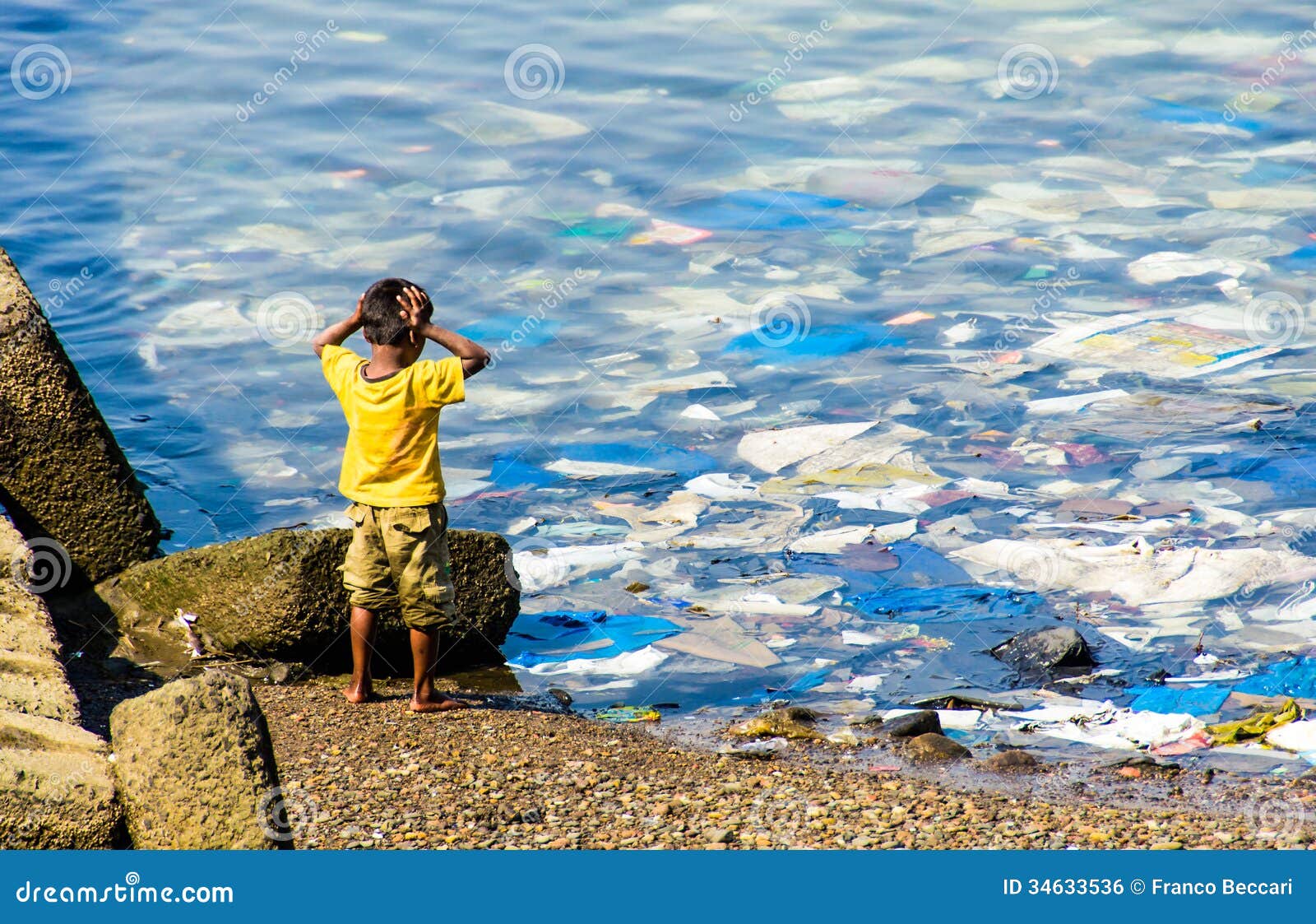Planeta Contaminado Stock Photos - Download 343 Images
