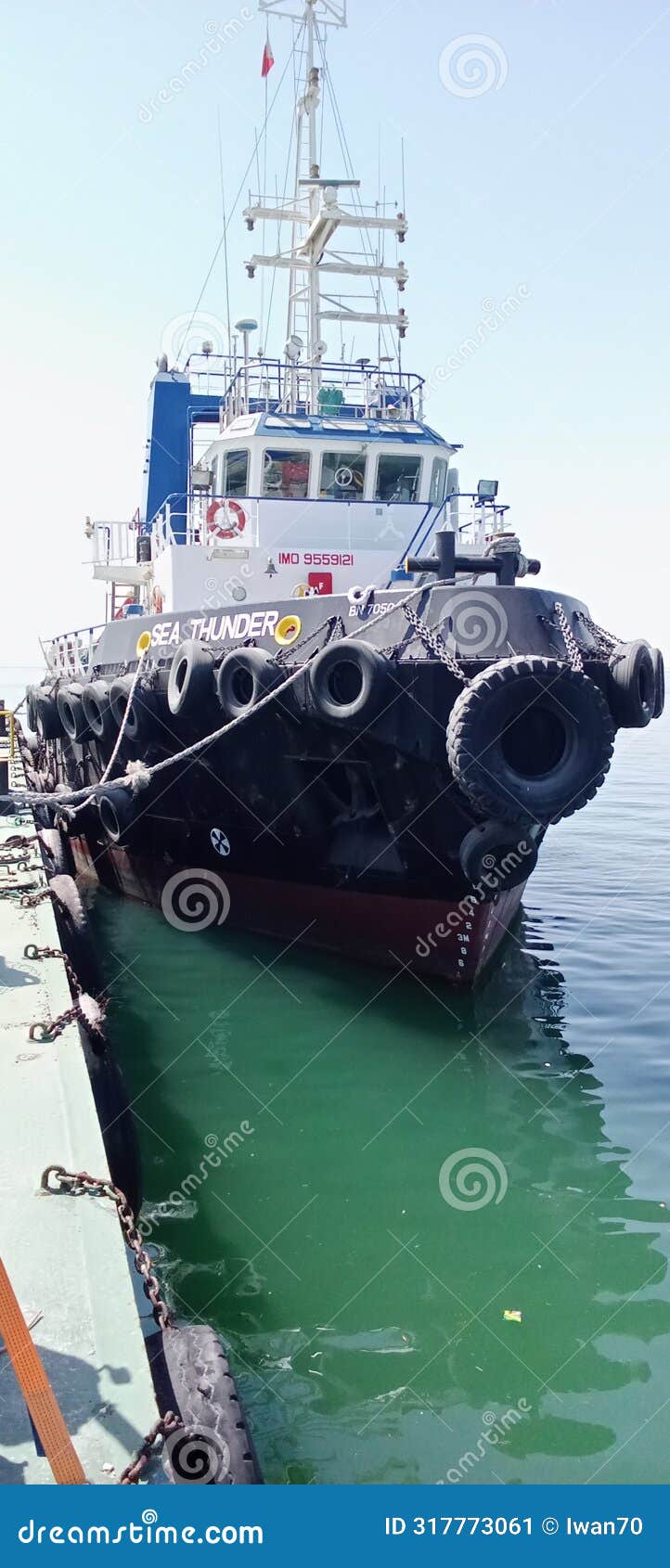 AHT & X28;anchor Handling Tug & X29; Alongside Barge Editorial Photo ...