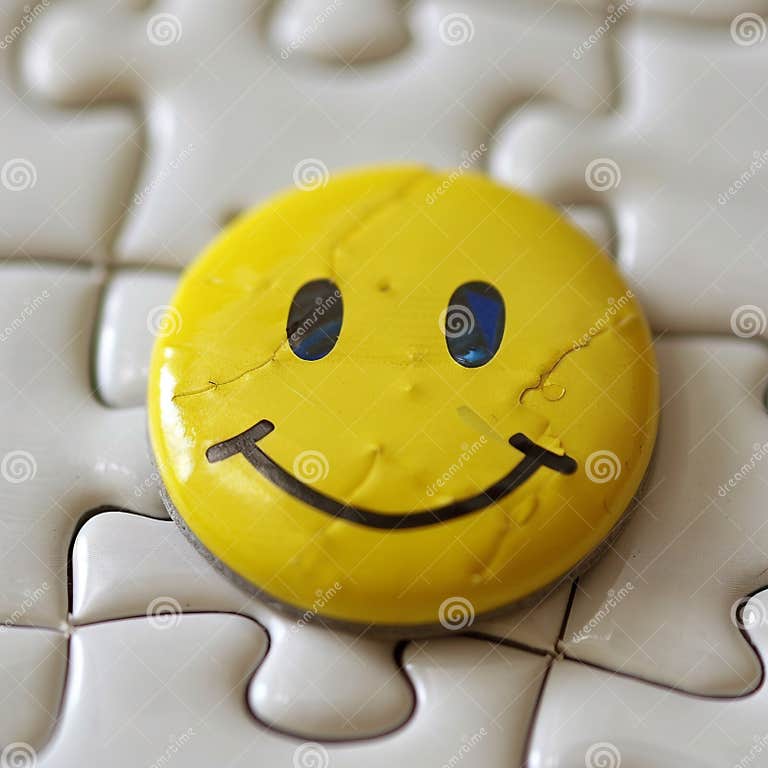 Smiley Face Solving Jigsaw Puzzle Stock Illustration - Illustration of challenge, teaser: 337235442