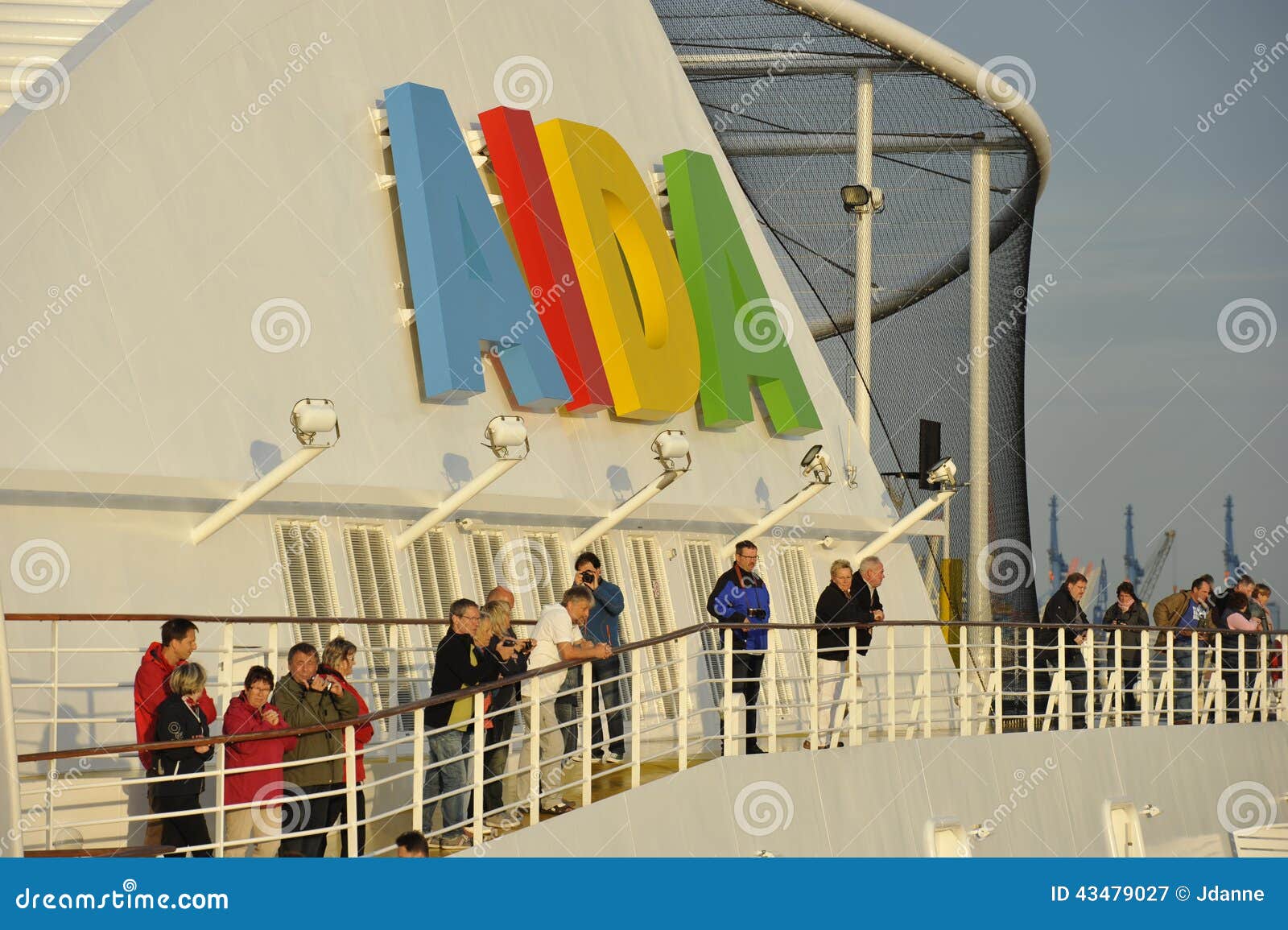 AIDA Lettering redaktionelles stockfotografie. Bild von kreuzer - 43479027