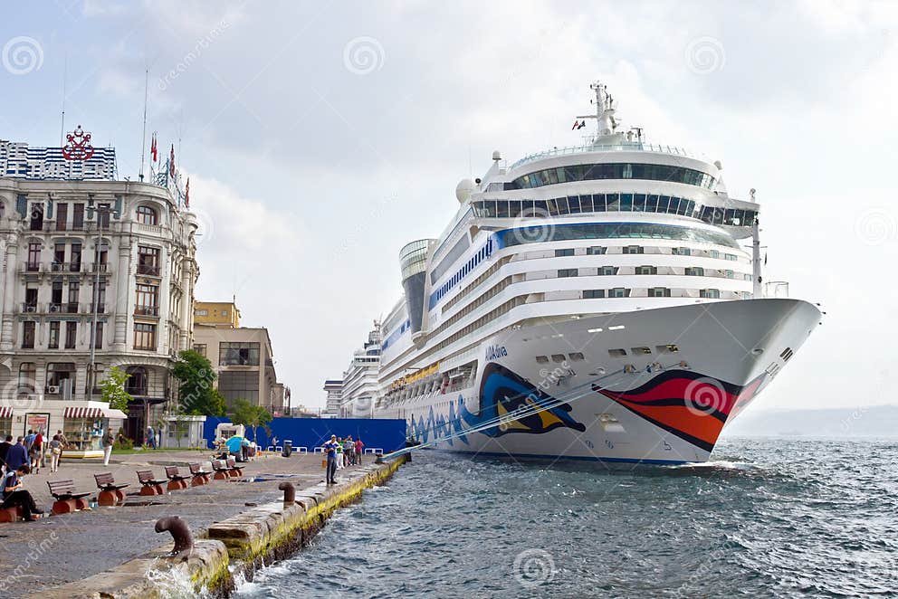 AIDA S Diva Ship in Istanbul Editorial Stock Photo - Image of dock ...
