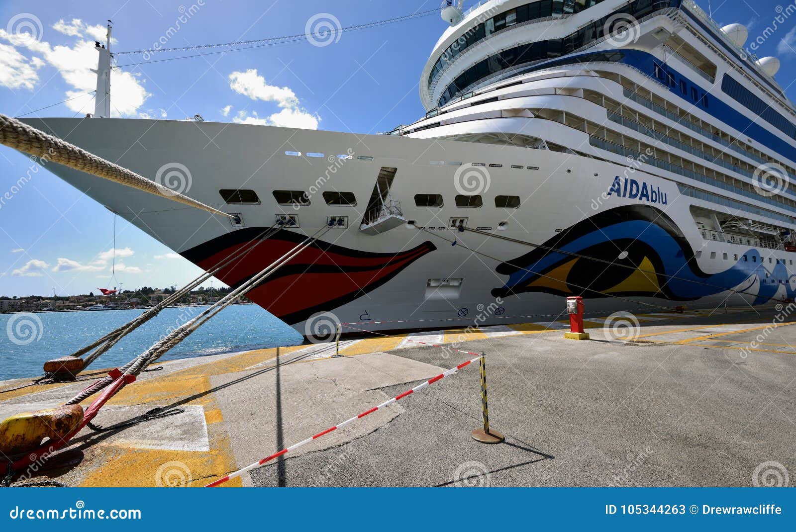 AIDAblu alongside in Corfu editorial stock photo. Image of port - 105344263