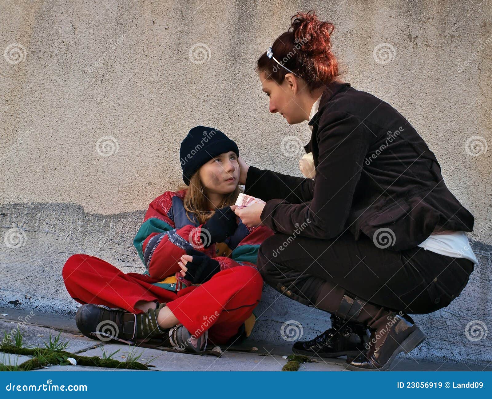 Aidez pour le sans-abri image stock. Image du dépression - 23056919