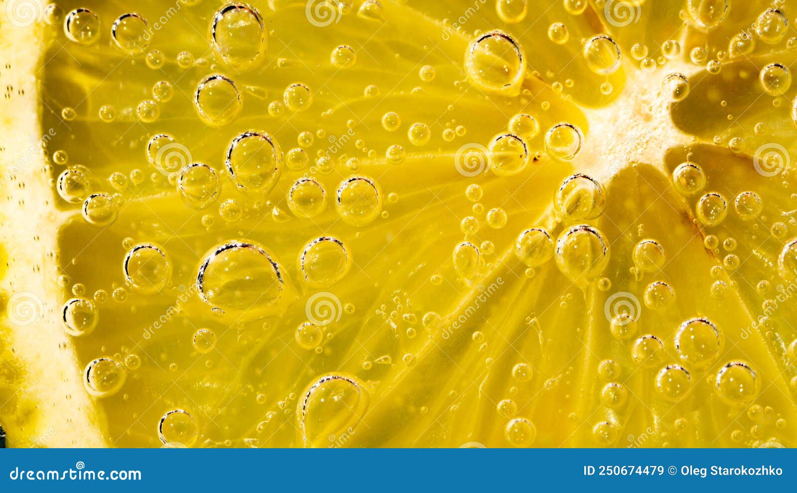 Air Bubbles on Fresh Lemon in Lemonade Stock Image - Image of details ...