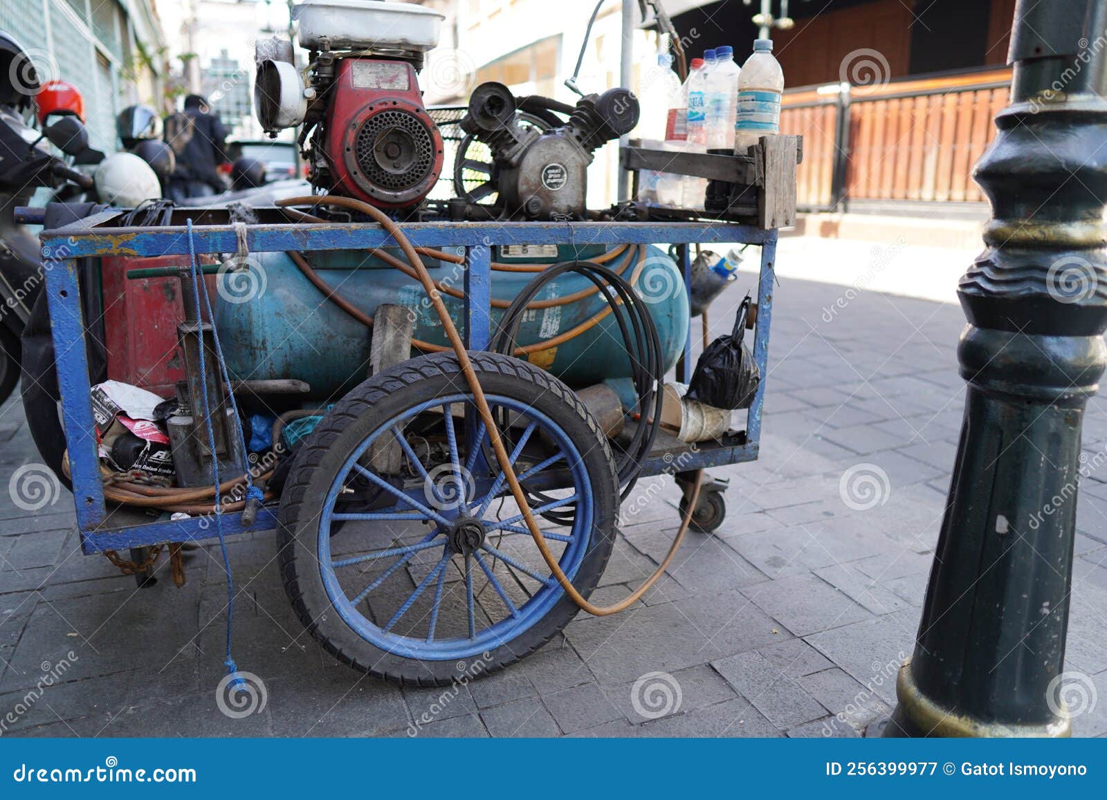 IRC Motorcycle Tire Sign And Booth In Pasay, Philippines Editorial ...