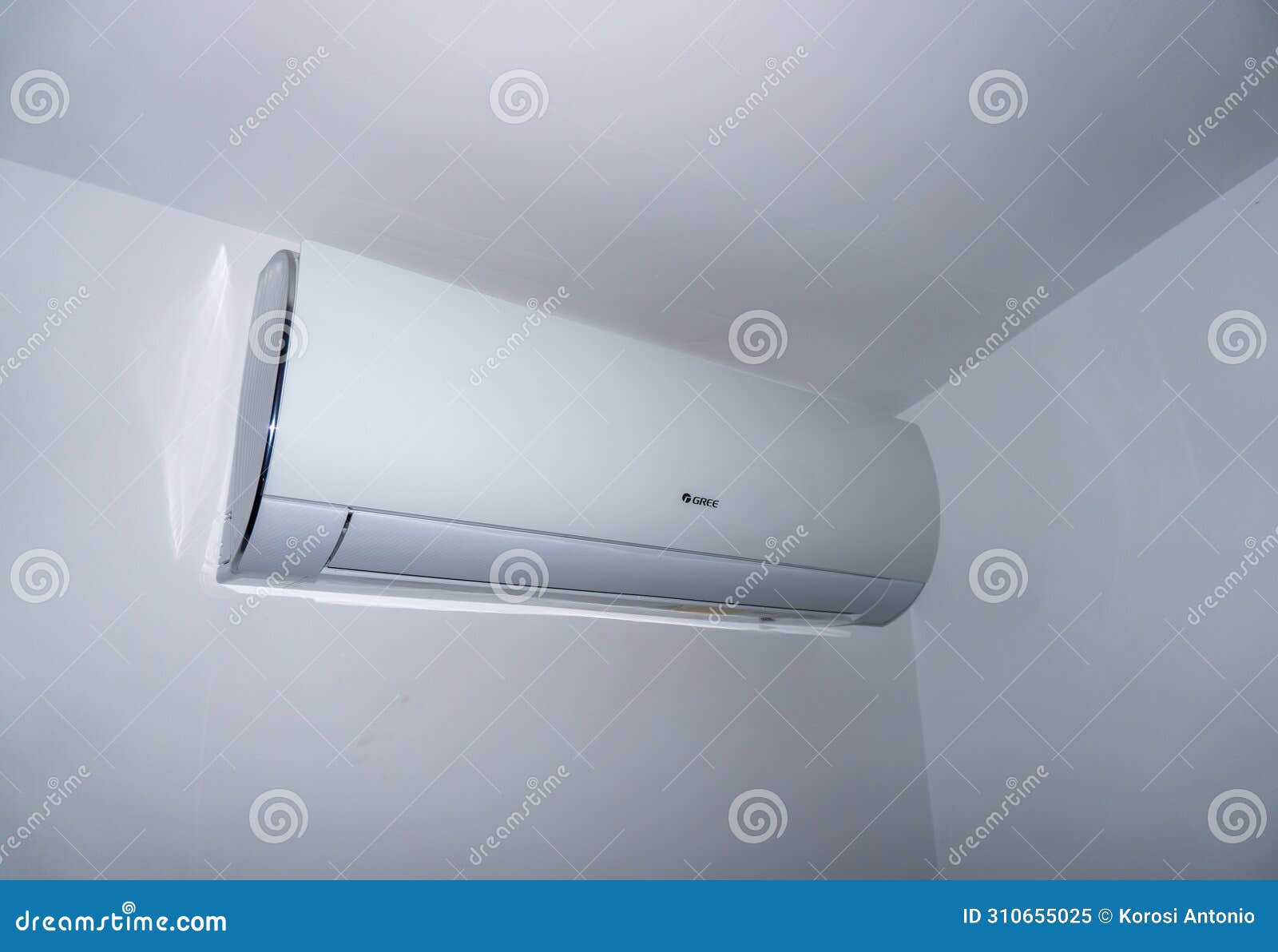 Air Conditioner Inside the Room Editorial Image - Image of bumper ...