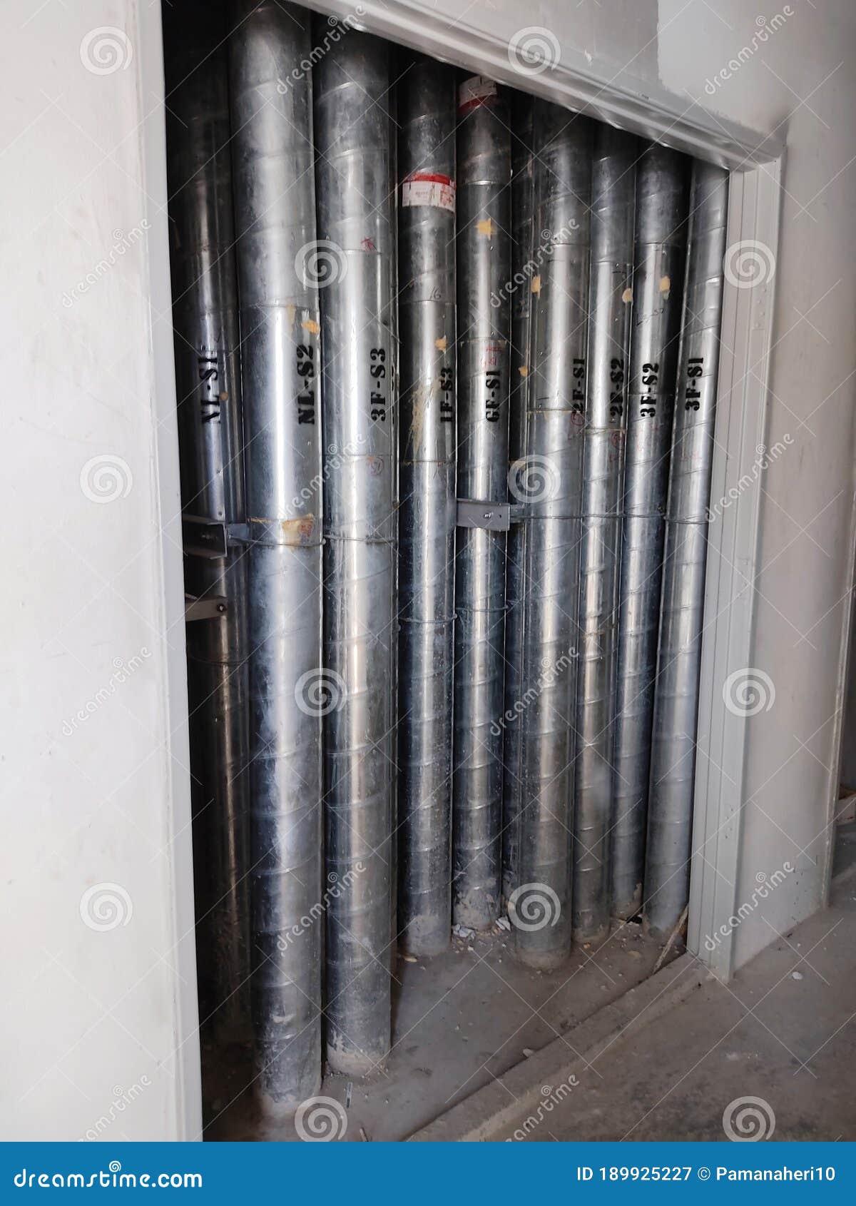 Air Conditioning Piping System Distribution Stock Image - Image of ...