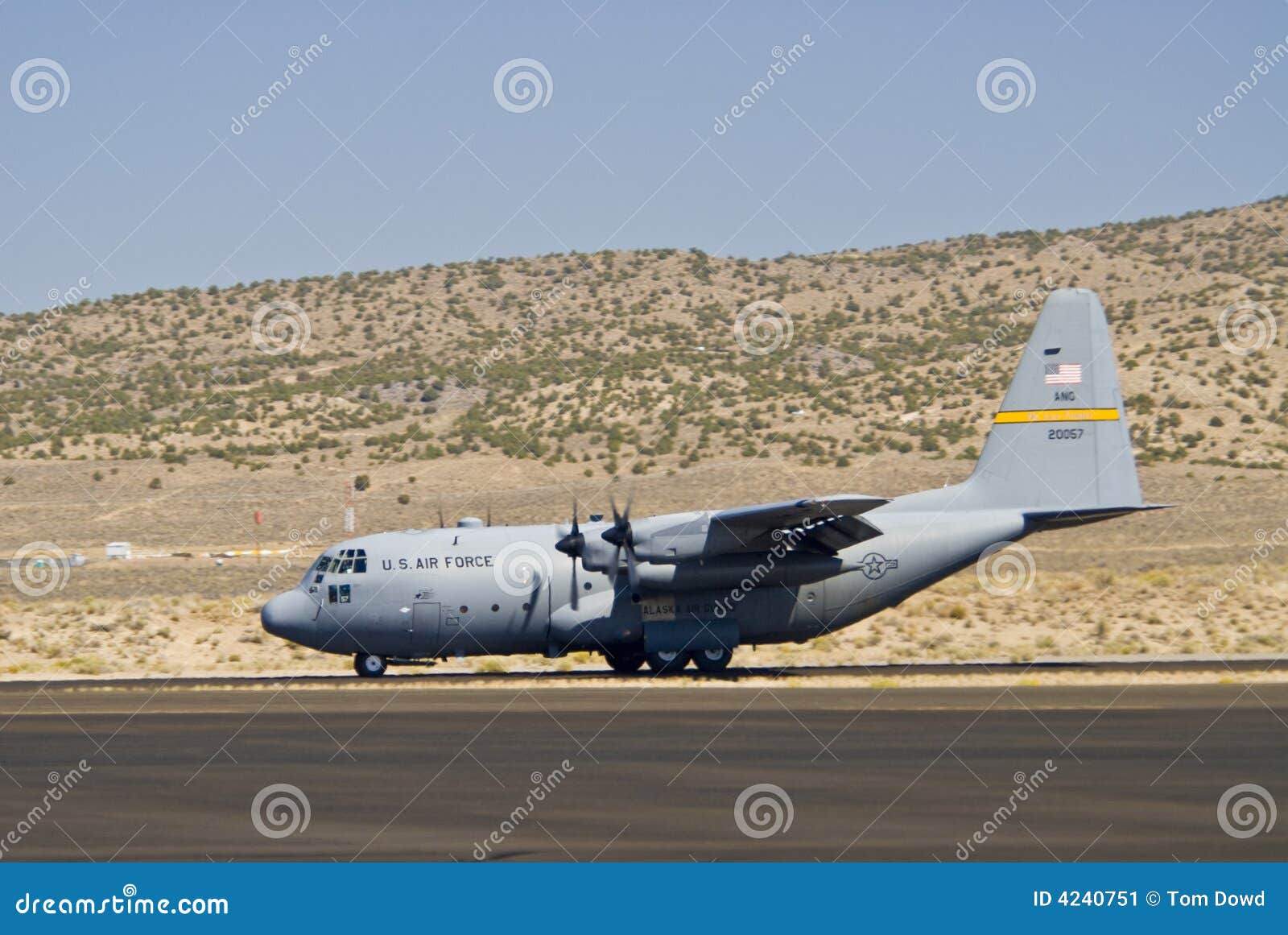 Cargo Plane Airbus A321 Of VietJet Air Landing At Tan Son Nhat ...