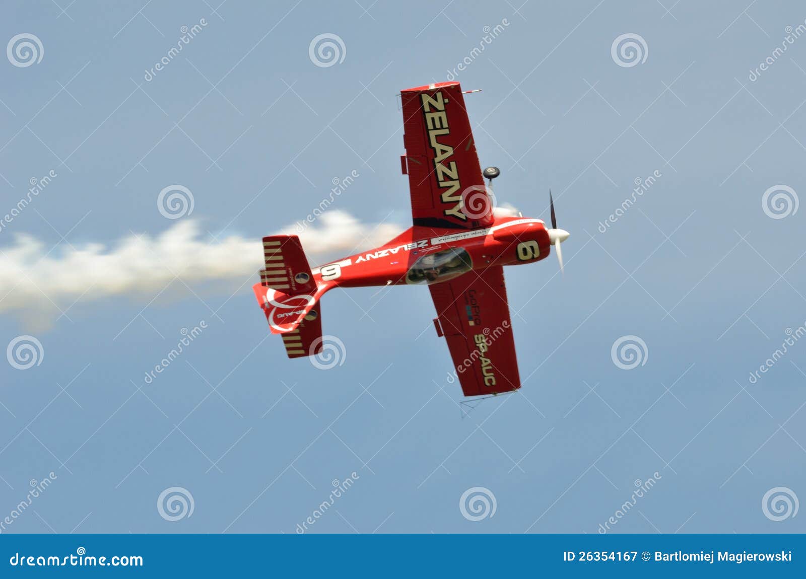Air show - acrobatic plane editorial photography. Image of blue - 26354167