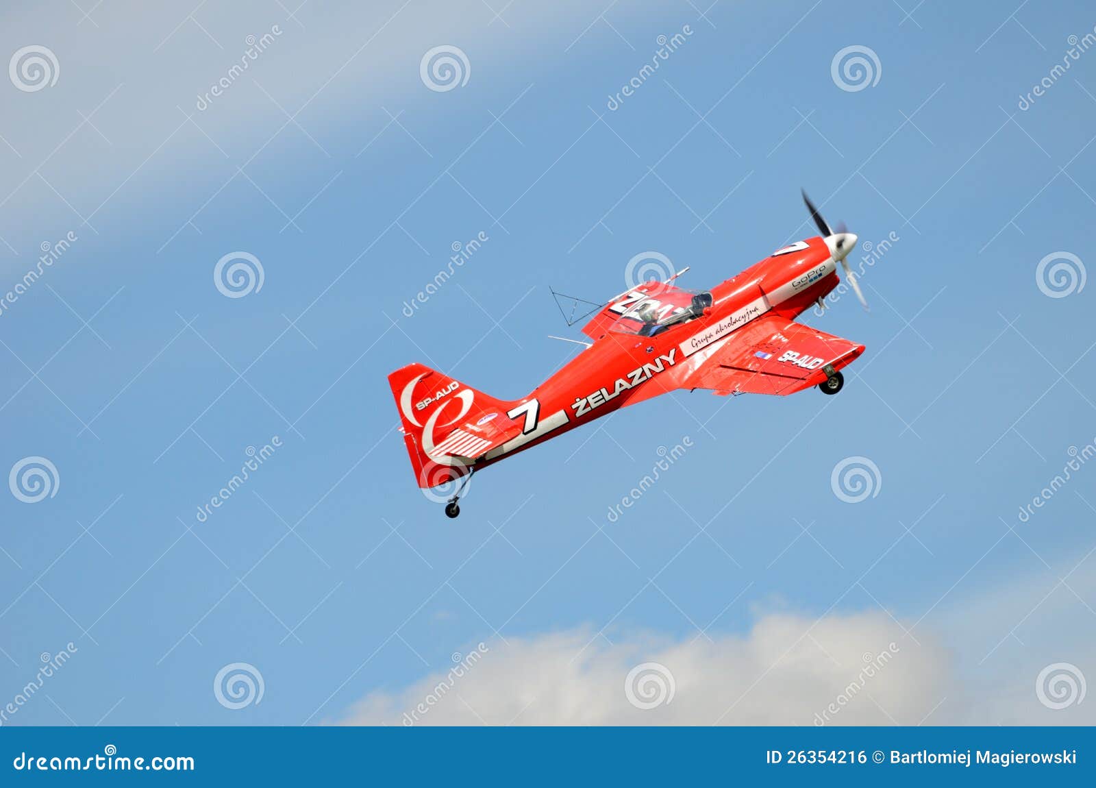 Air show - acrobatic plane editorial photo. Image of aerobatic - 26354216