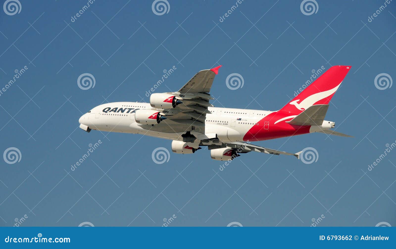 Airbus 380 LAX October 20th 2008 Take Off Editorial Photography - Image ...