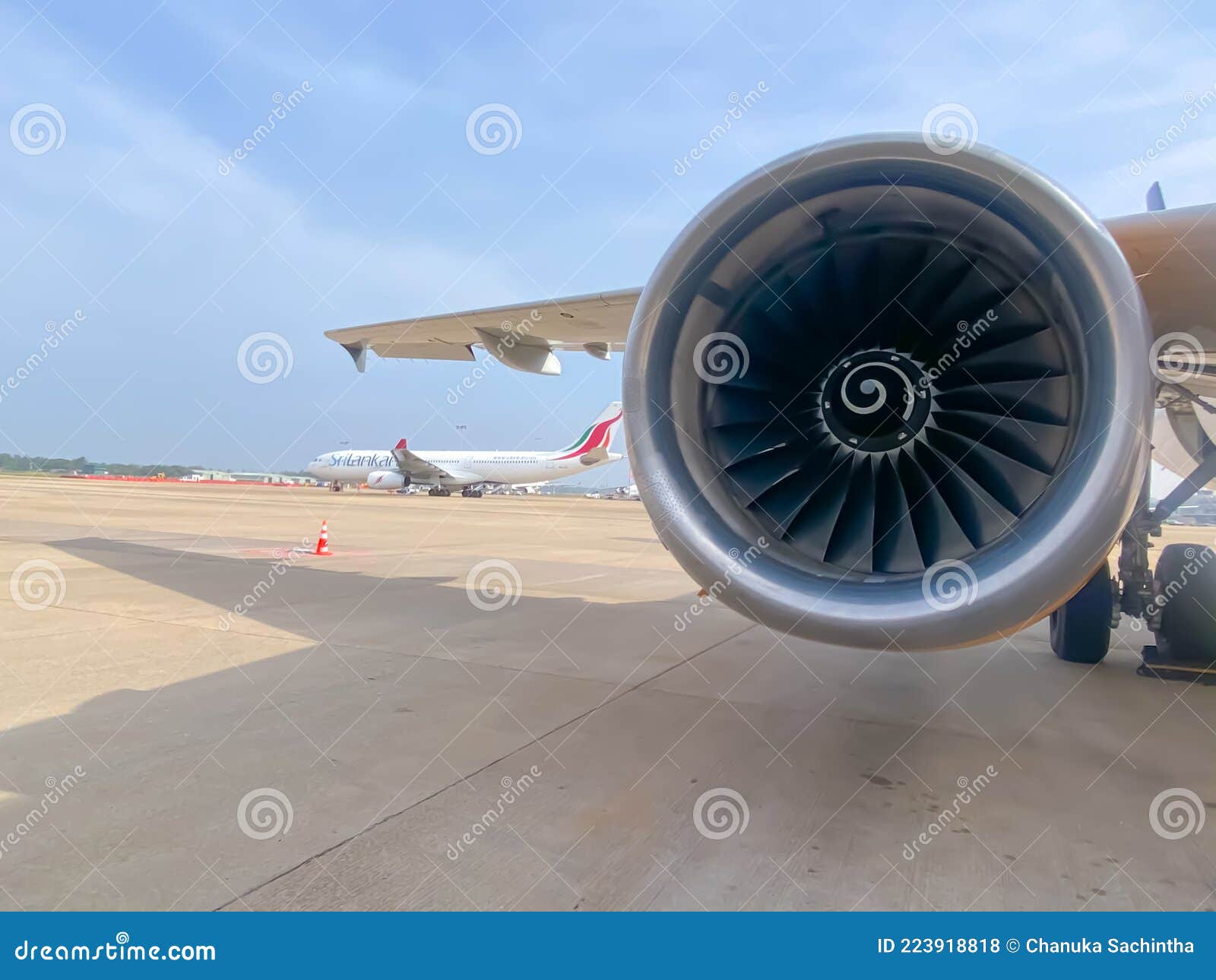 Airbus 321 editorial stock photo. Image of v2500, close - 223918818