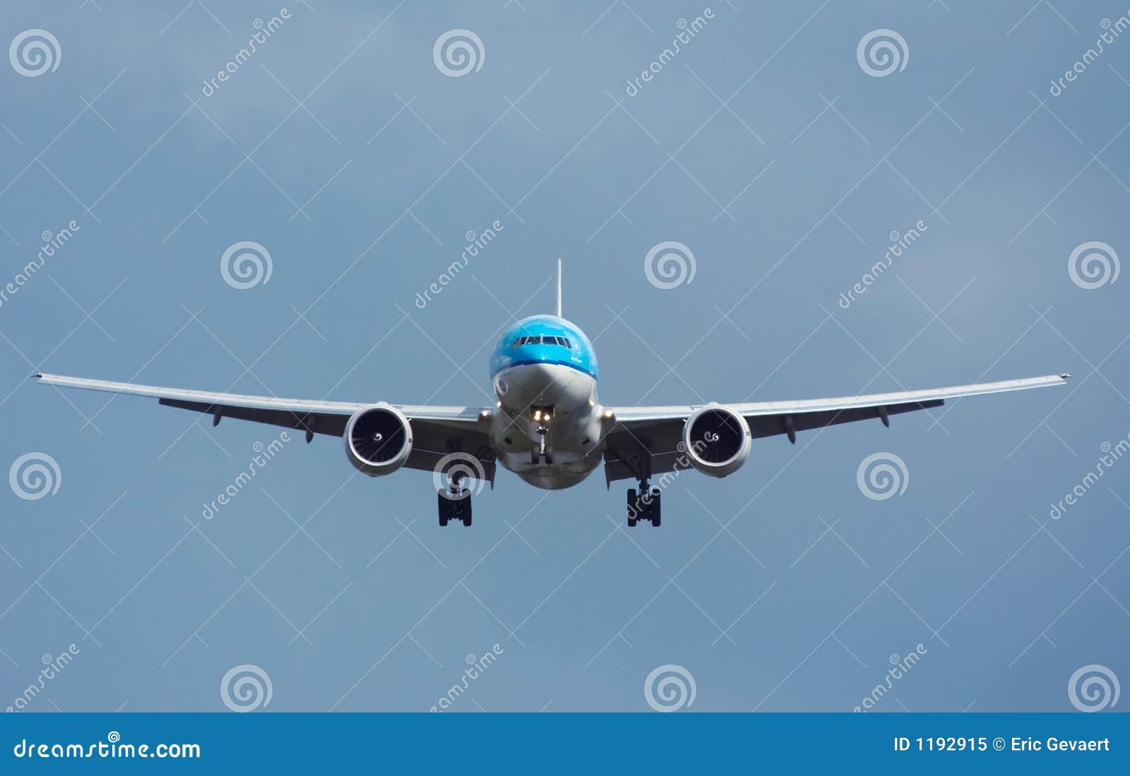 Aircraft approaching stock image. Image of approach, airliner - 1192915