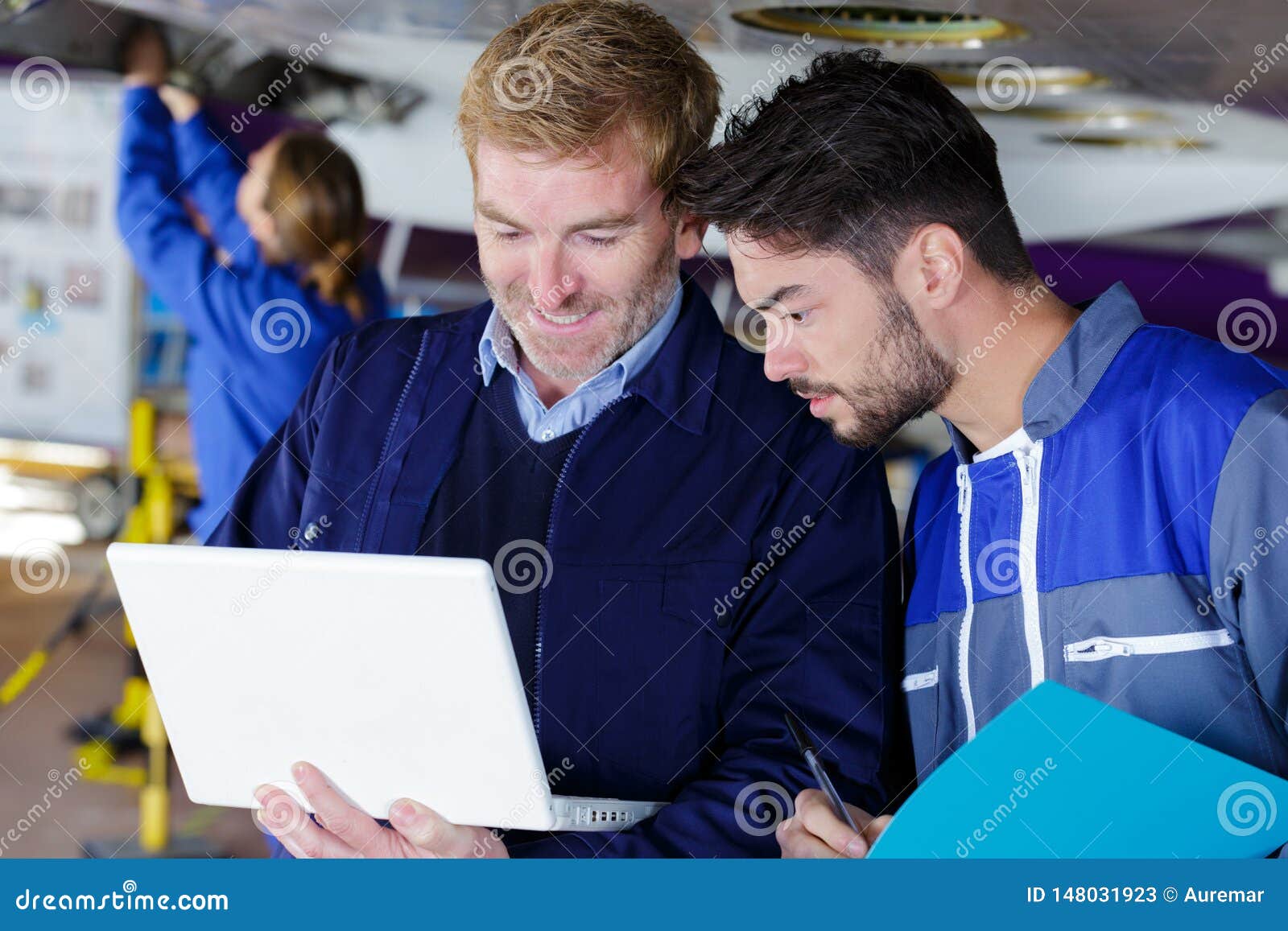 Aircraft Electrical Assembling Team Stock Image - Image of assembling ... Aircraft Electrical Assembling Team Stock Image - Image of assembling ...
