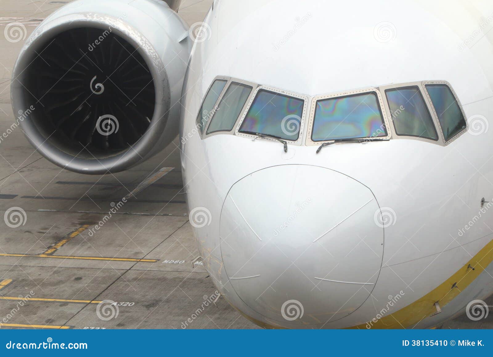 Aircraft stock photo. Image of traveling, front, land - 38135410