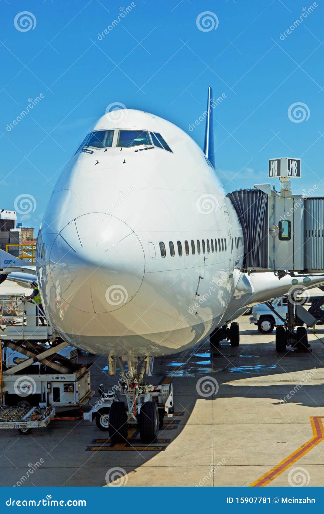 Aircraft at the gate stock image. Image of aircraft, gate - 15907781