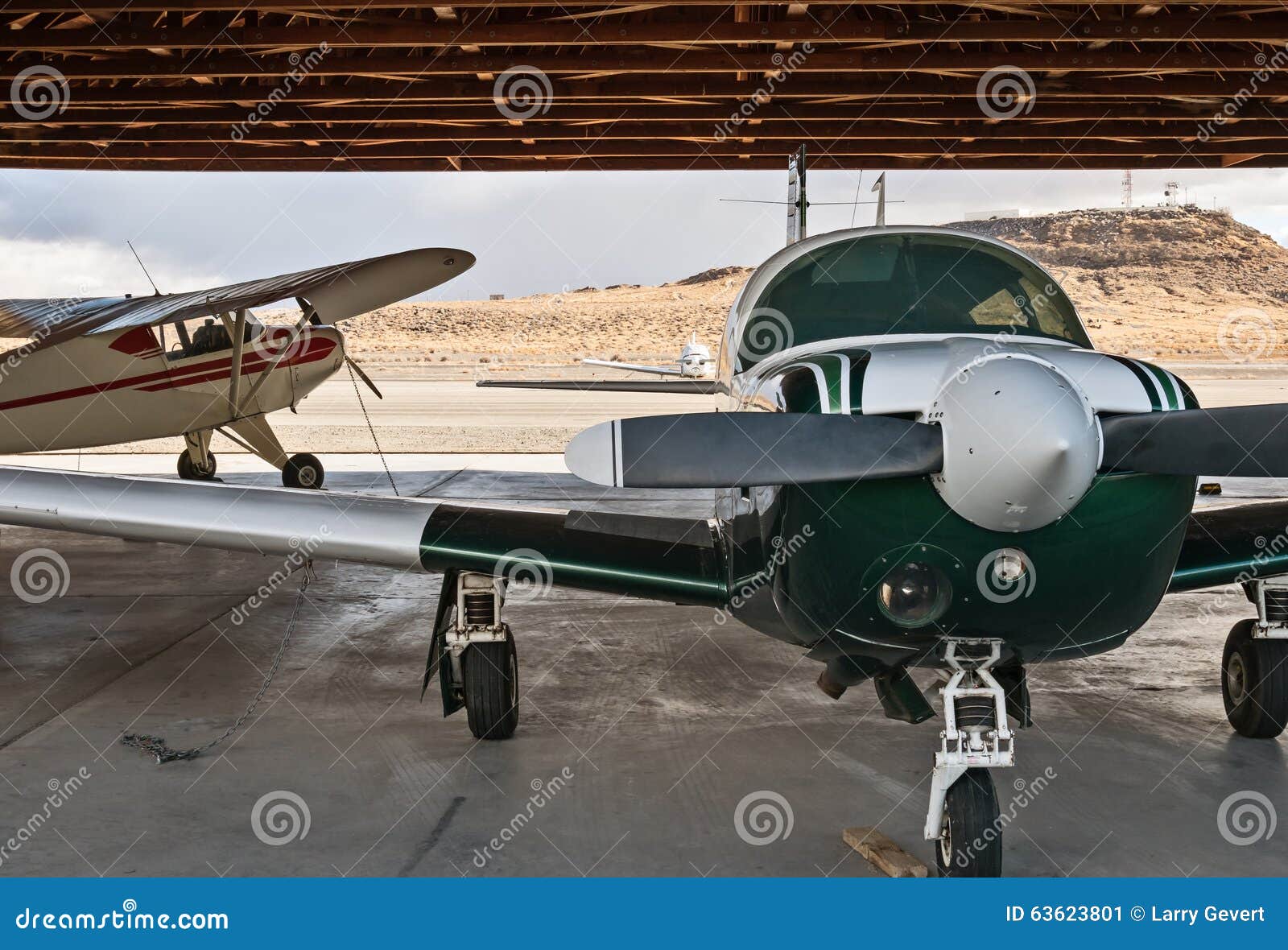 Cockpit Of Mooney M20 In Flight Stock Photography | CartoonDealer.com ...
