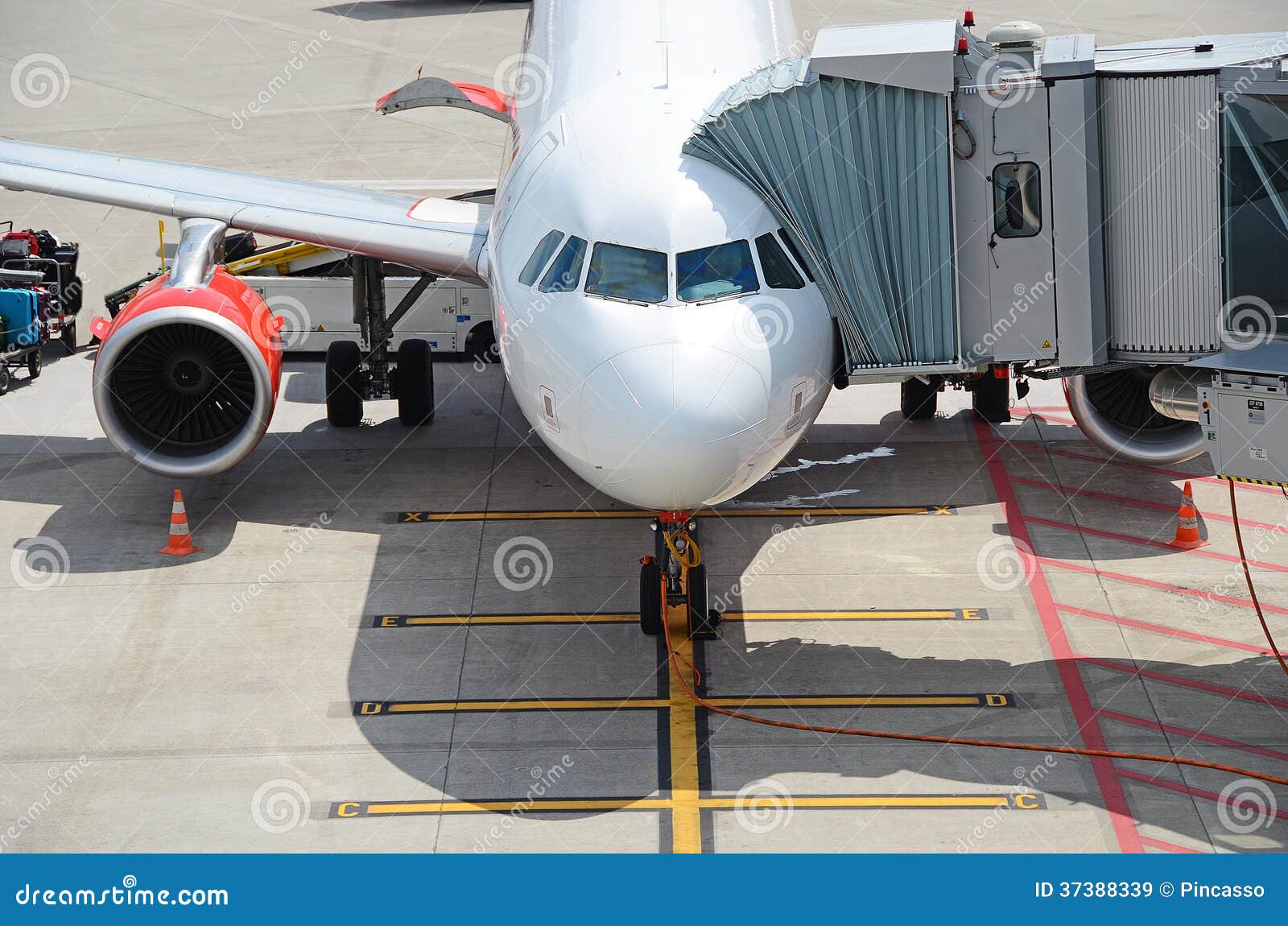 Aircraft Ready for Boarding Stock Image - Image of jetliner, gate: 37388339