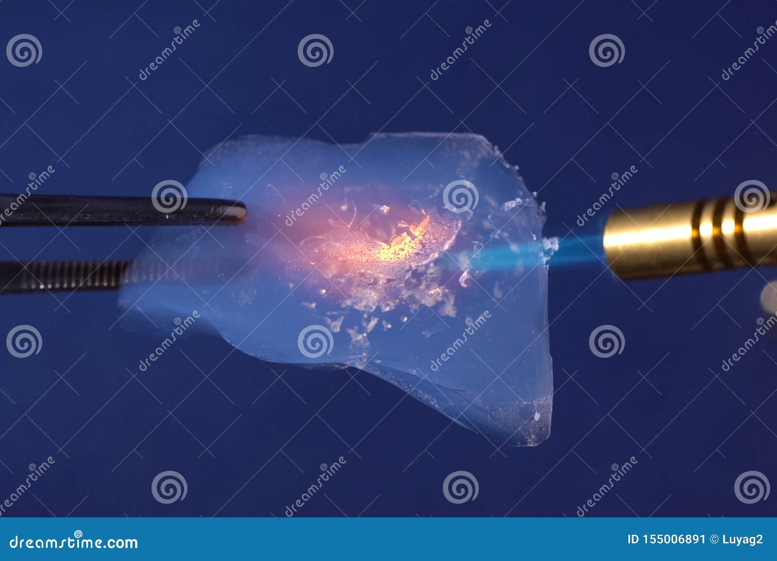 Airgel and Experiences with it. Aerogel Stock Image - Image of ...