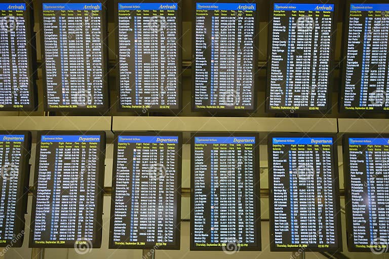 Airline flight schedules editorial photography. Image of screens - 26273637